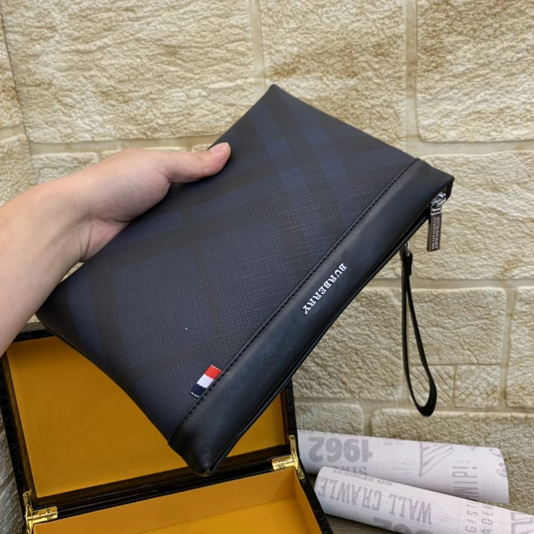 Low-cost Mens Burberry Clutch Bags