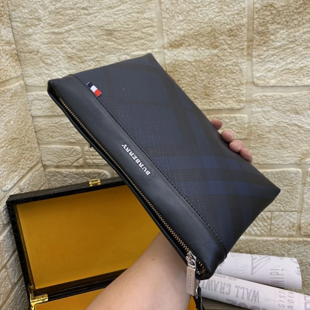 Low-cost Mens Burberry Clutch Bags