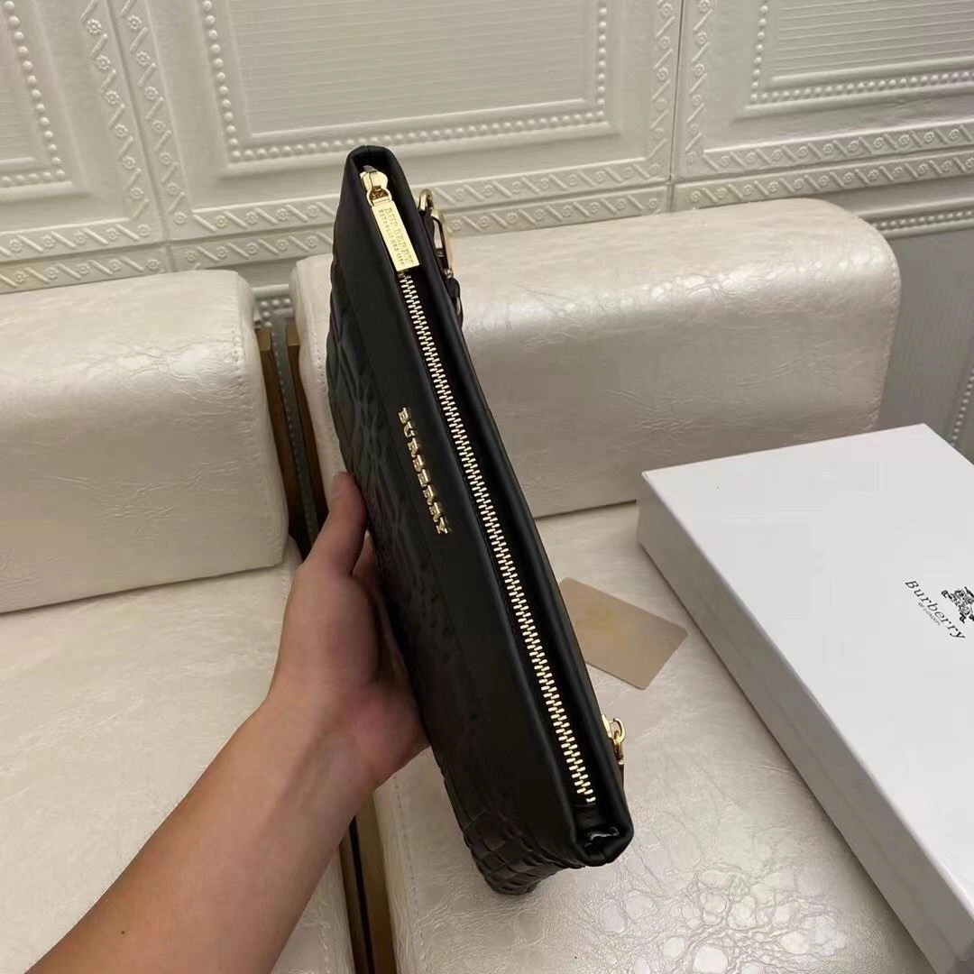Economical Mens Burberry Clutch Bags