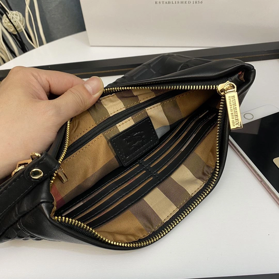 Precise copy Mens Burberry Clutch Bags