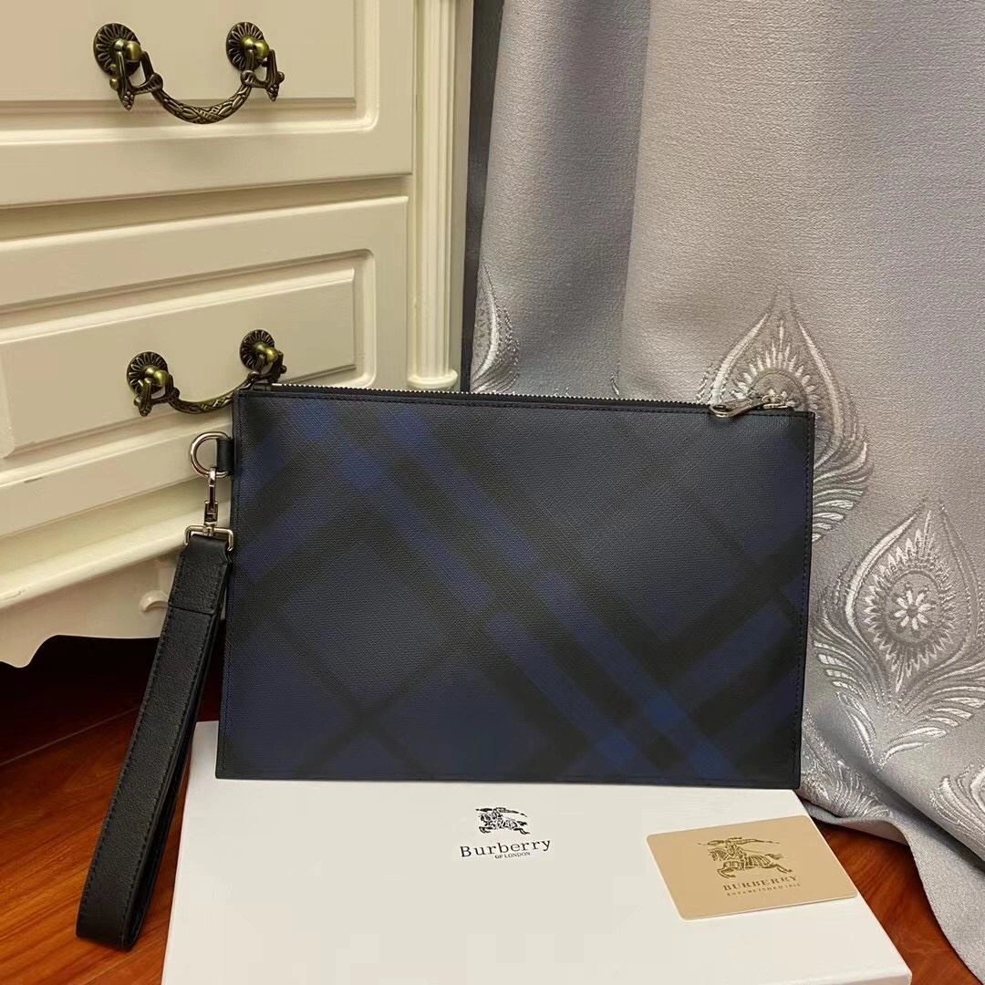Perfect replica Mens Burberry Clutch Bags