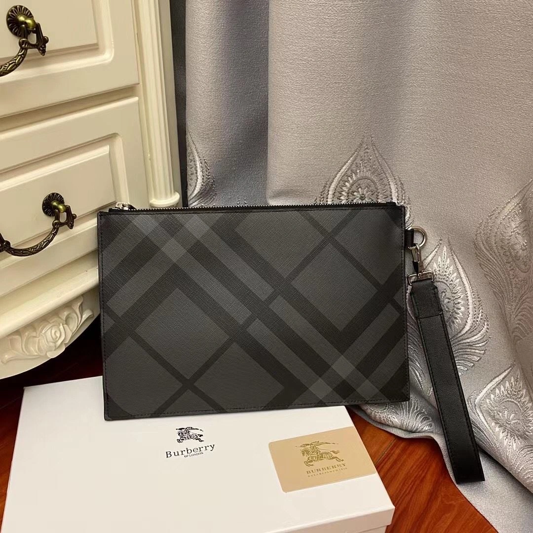 Perfect replica Mens Burberry Clutch Bags