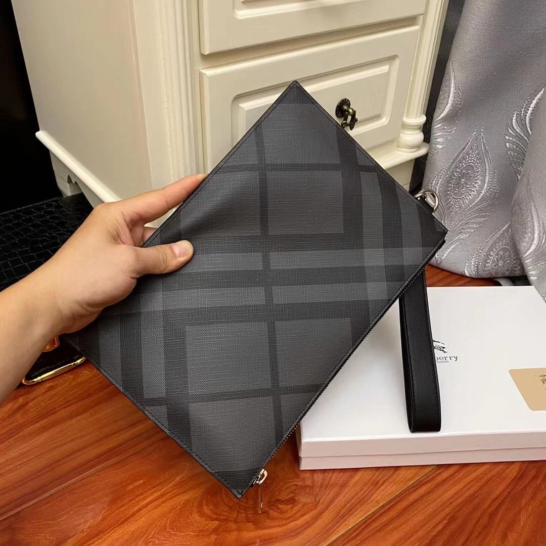 Perfect replica Mens Burberry Clutch Bags
