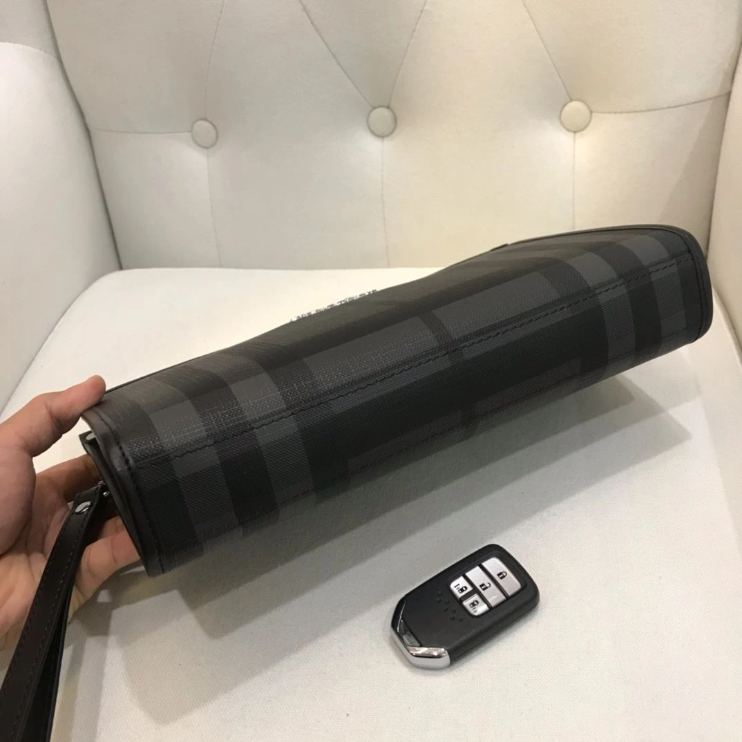 Mirror quality Mens Burberry Clutch Bags