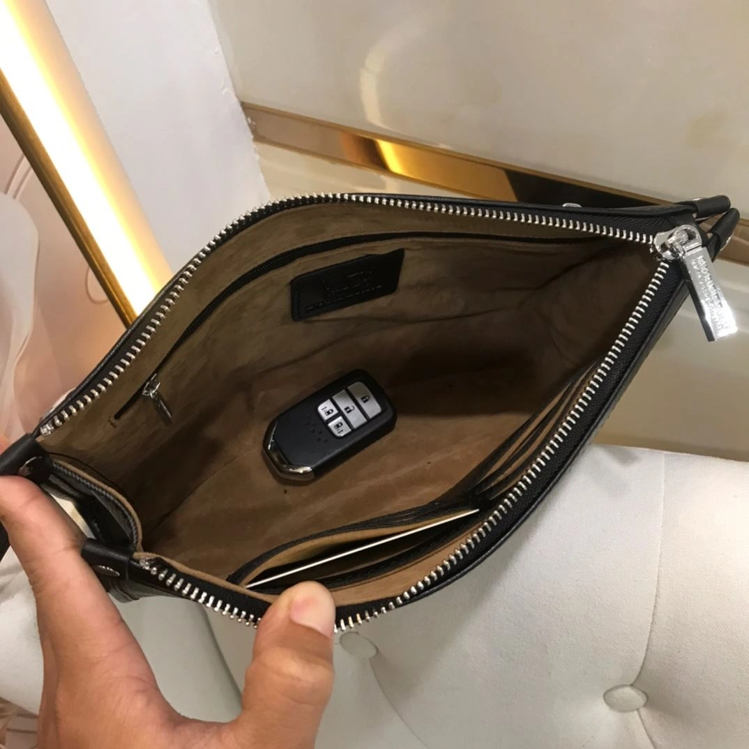 Mirror quality Mens Burberry Clutch Bags