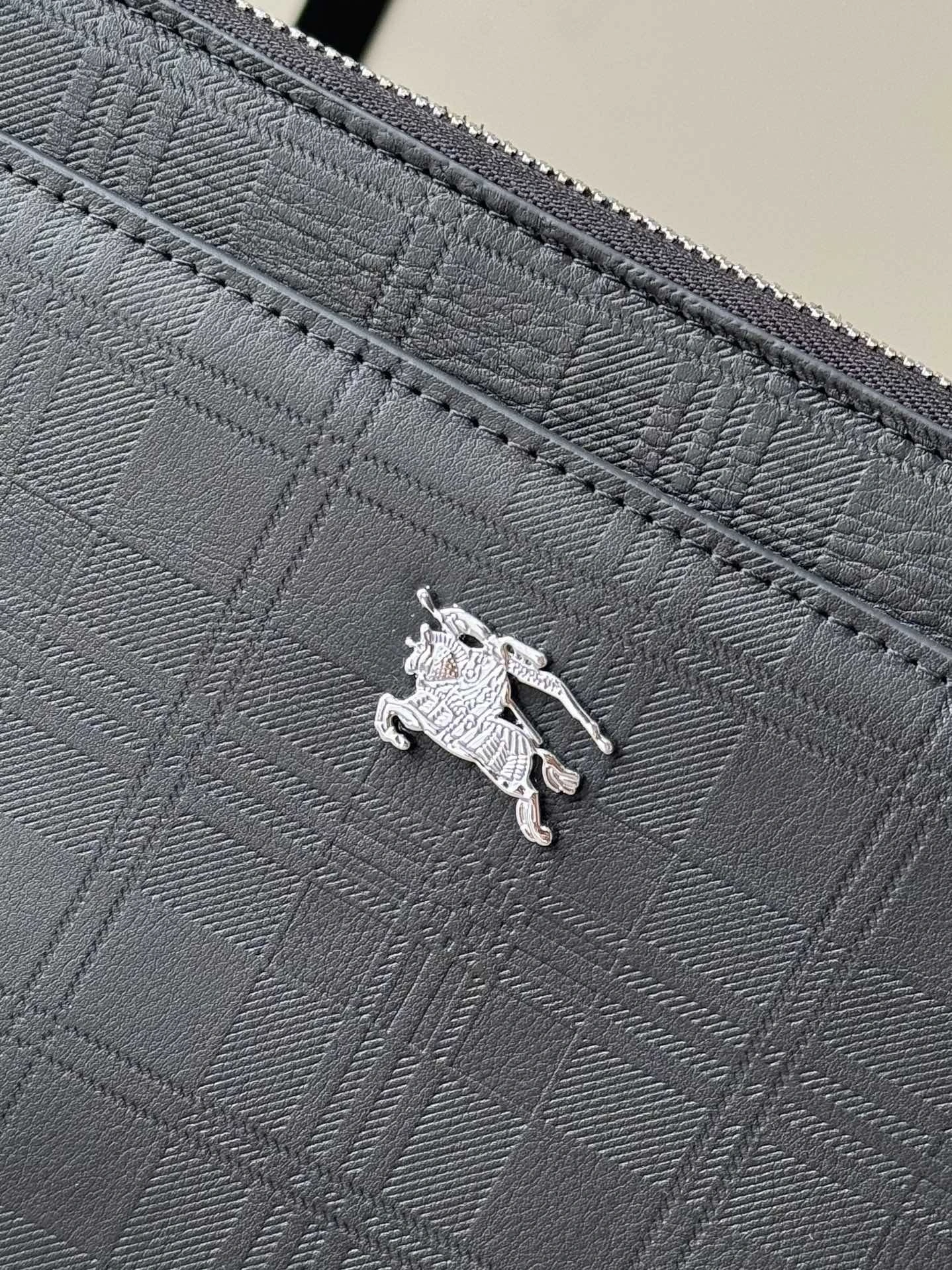 1:1 copy Mens Burberry Clutch Bags