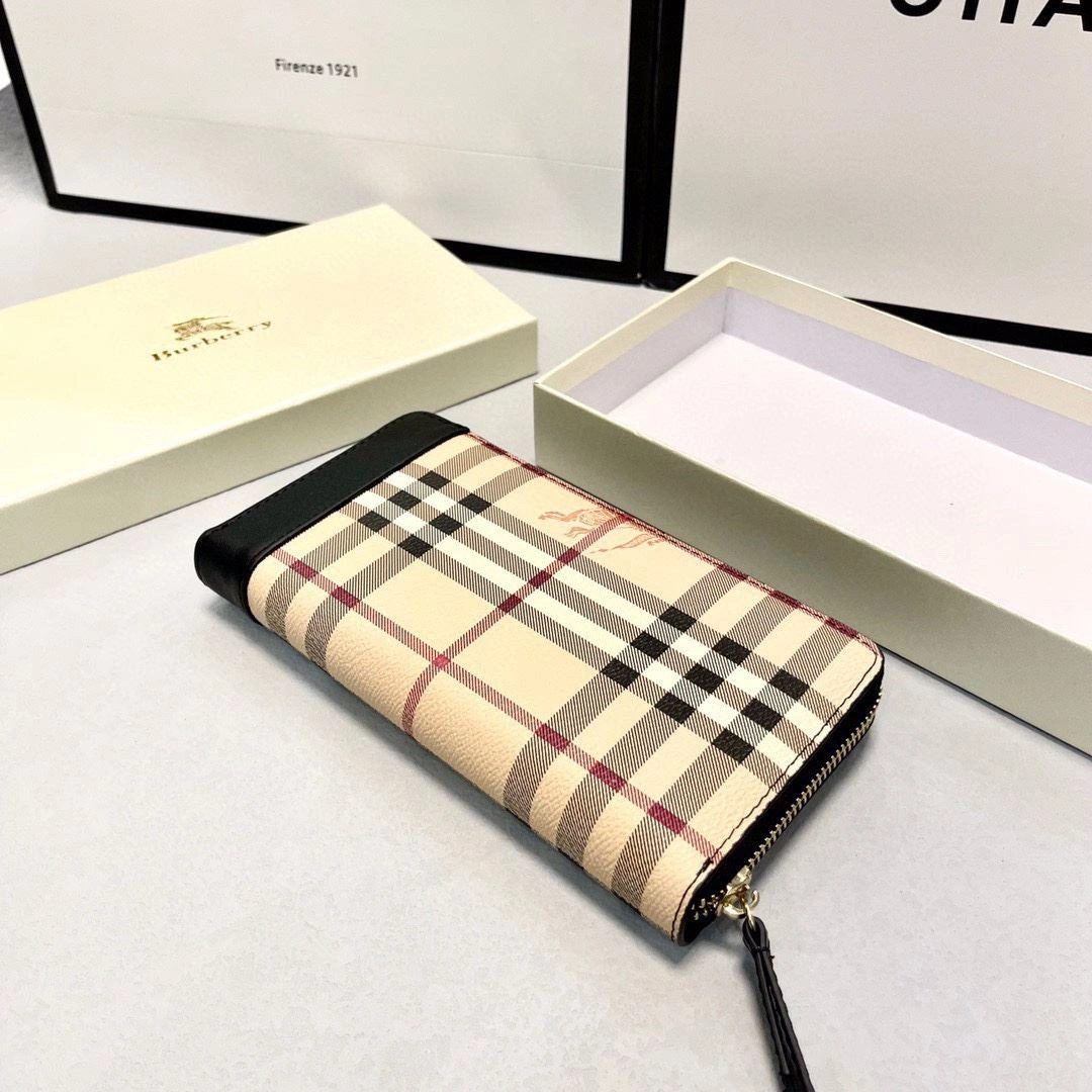 1:1 copy Mens Burberry Clutch Bags