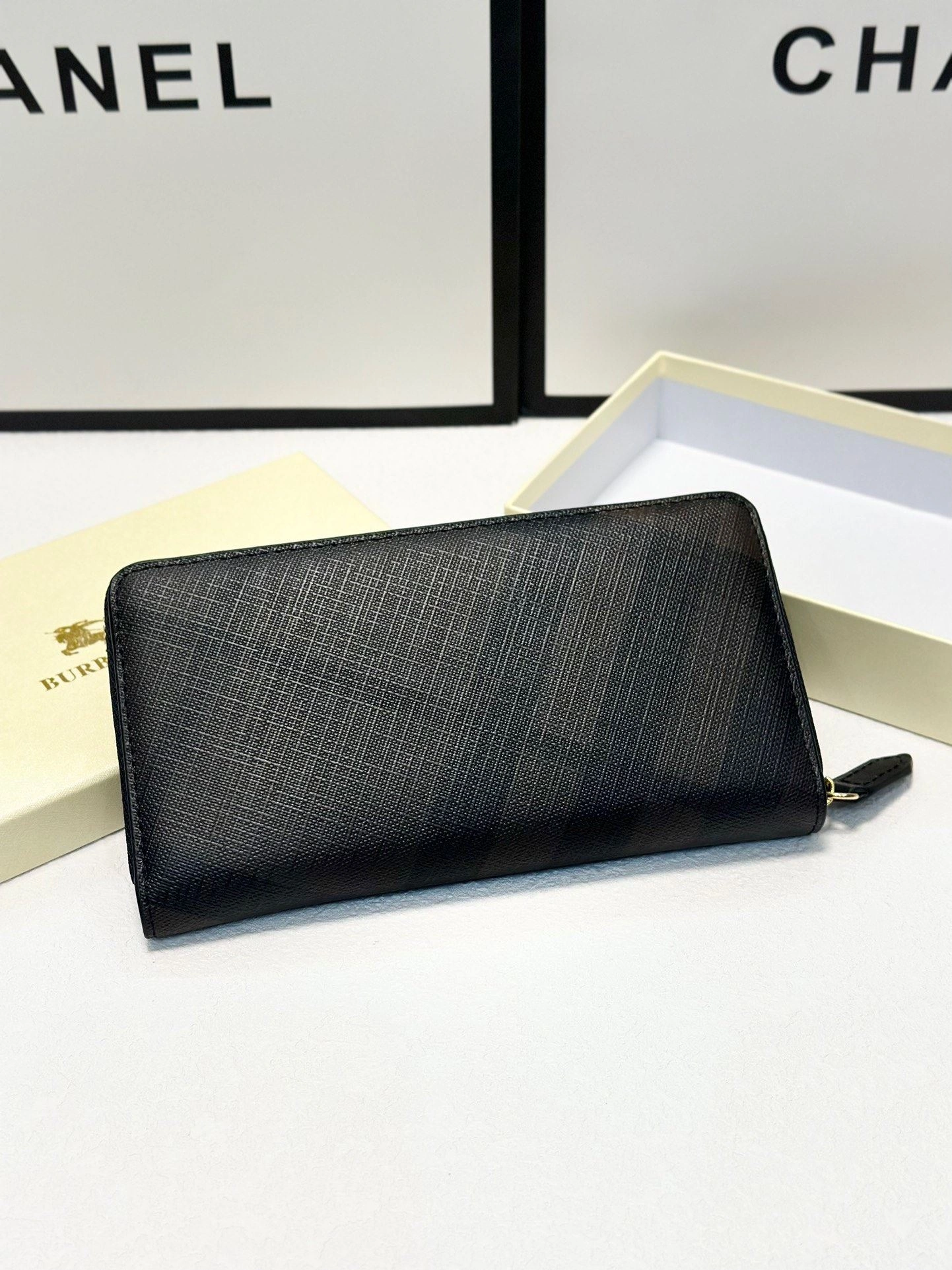 Factory-made Mens Burberry Clutch Bags