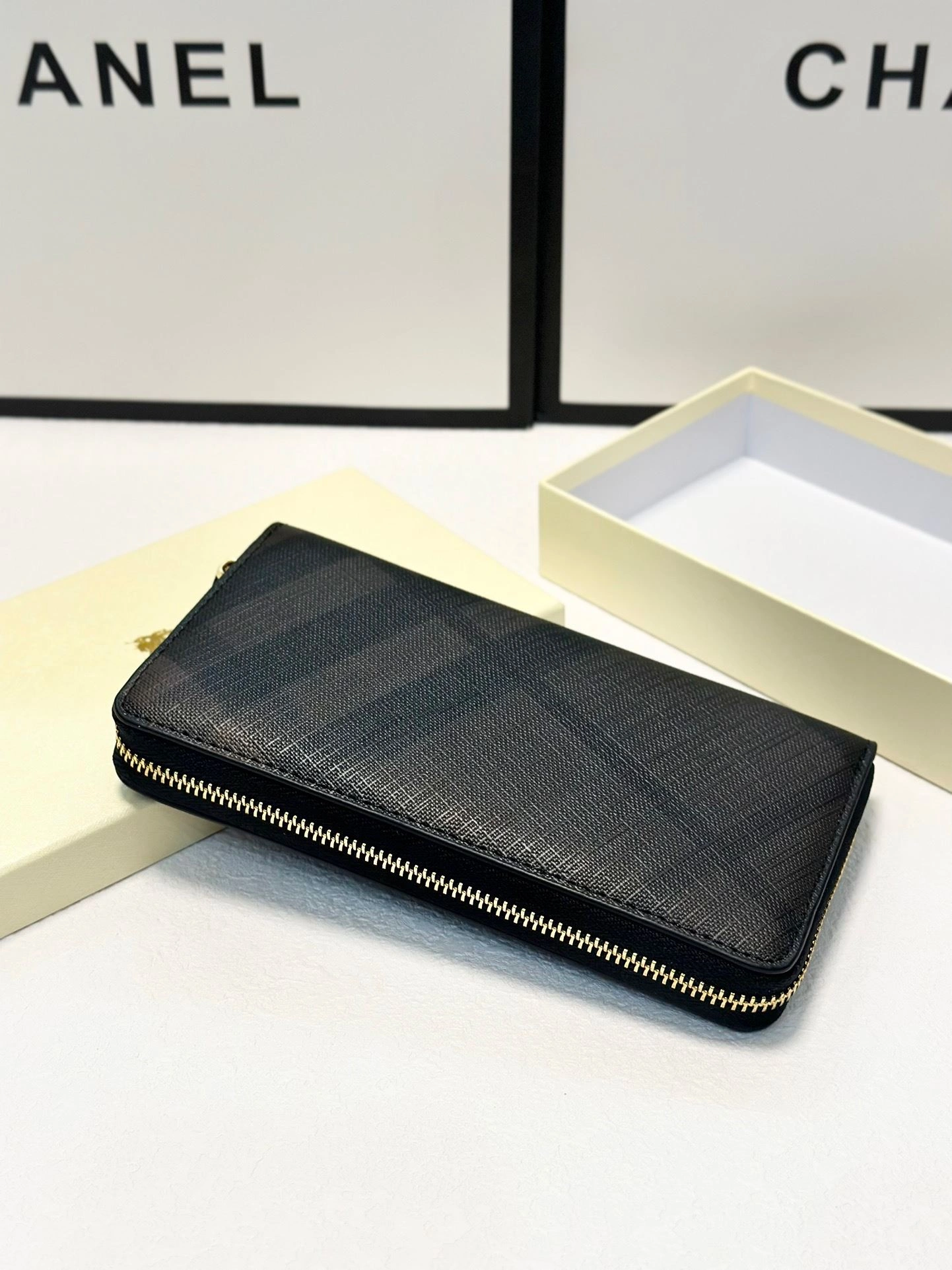 Factory-made Mens Burberry Clutch Bags
