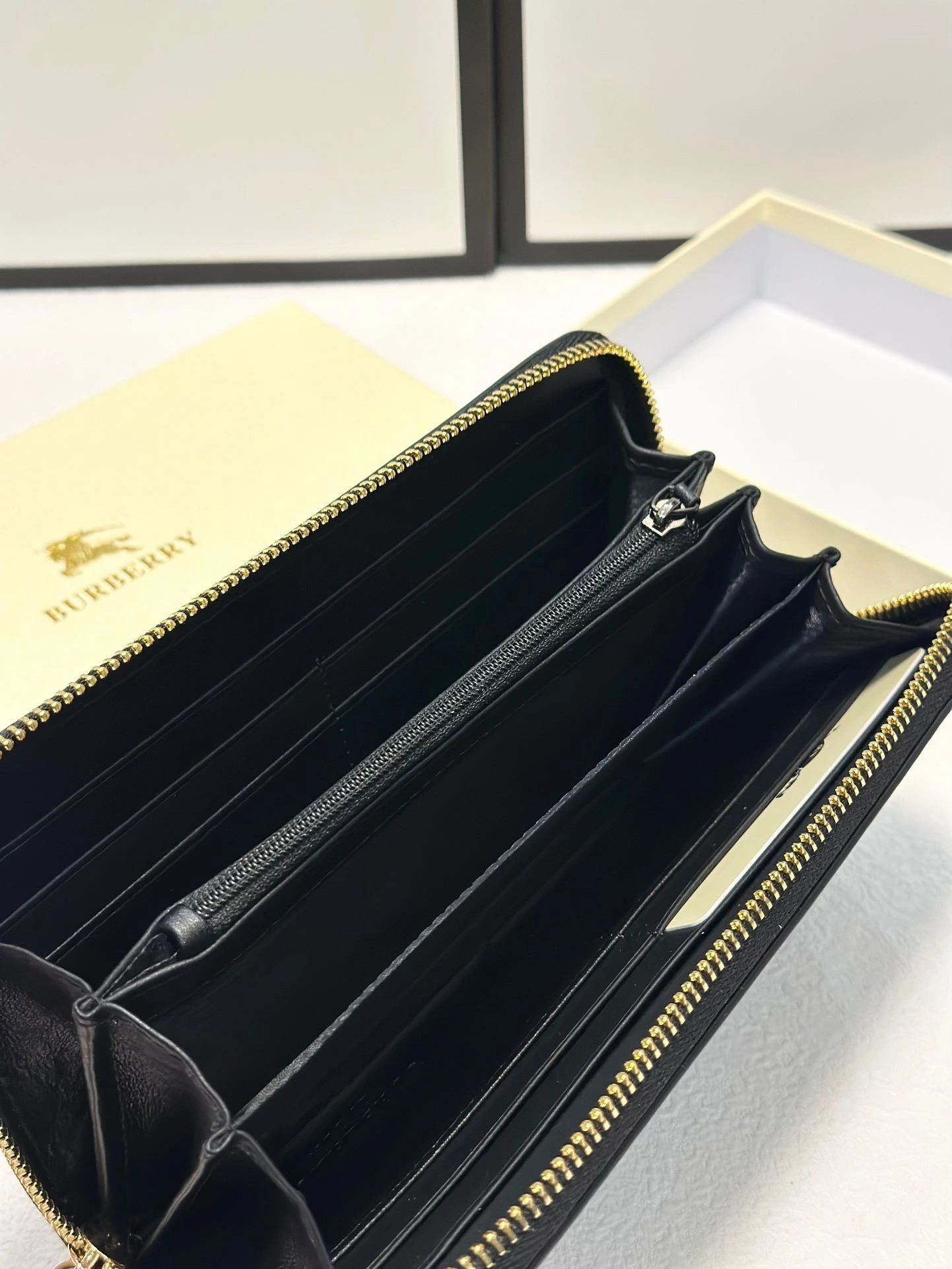 Factory-made Mens Burberry Clutch Bags
