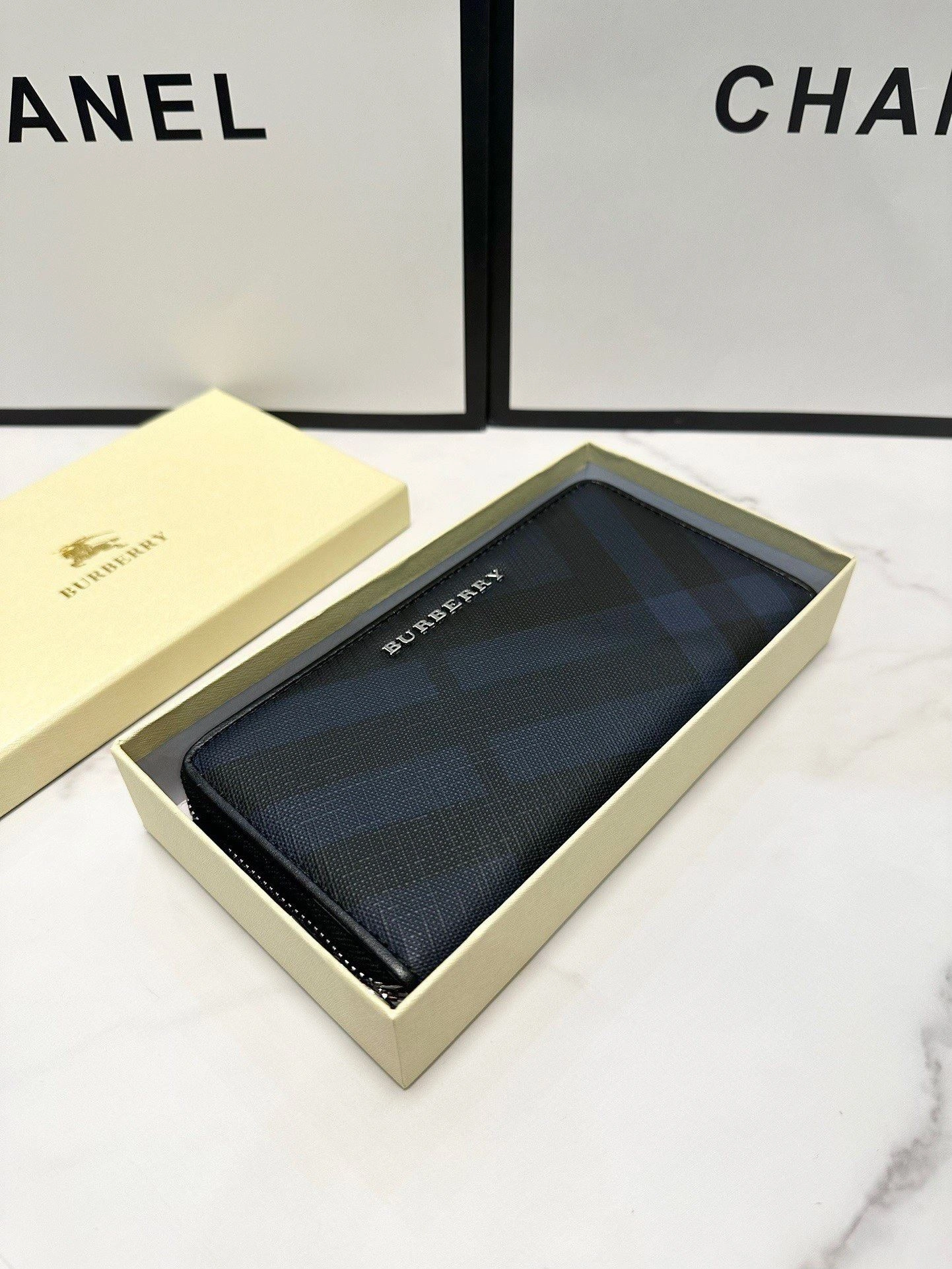 Official Mens Burberry Clutch Bags
