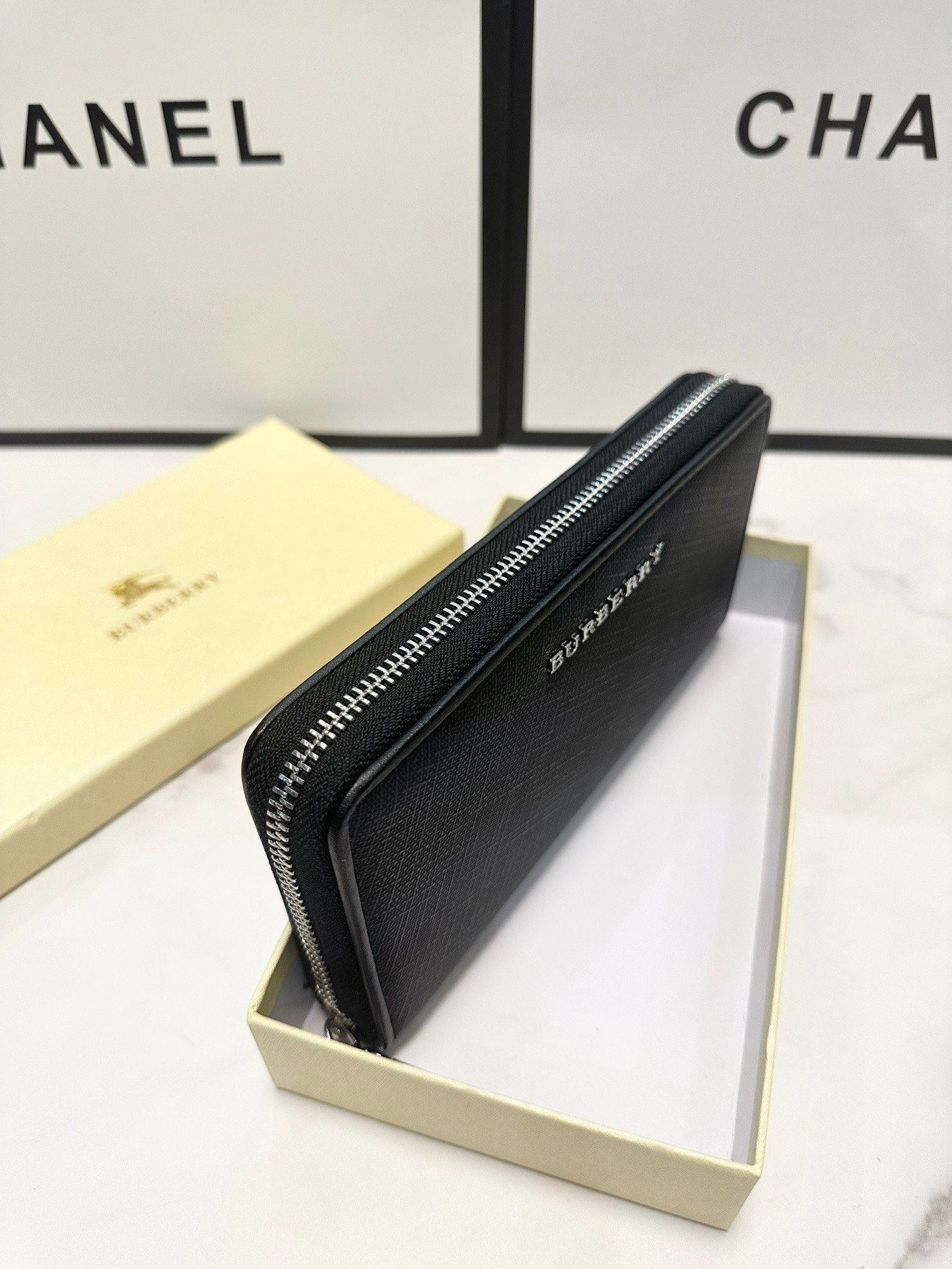 Official Mens Burberry Clutch Bags