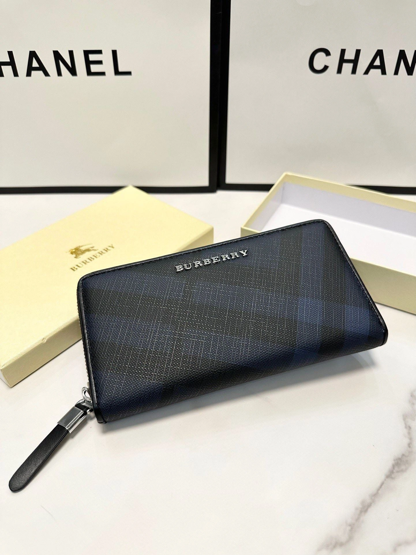 Official Mens Burberry Clutch Bags