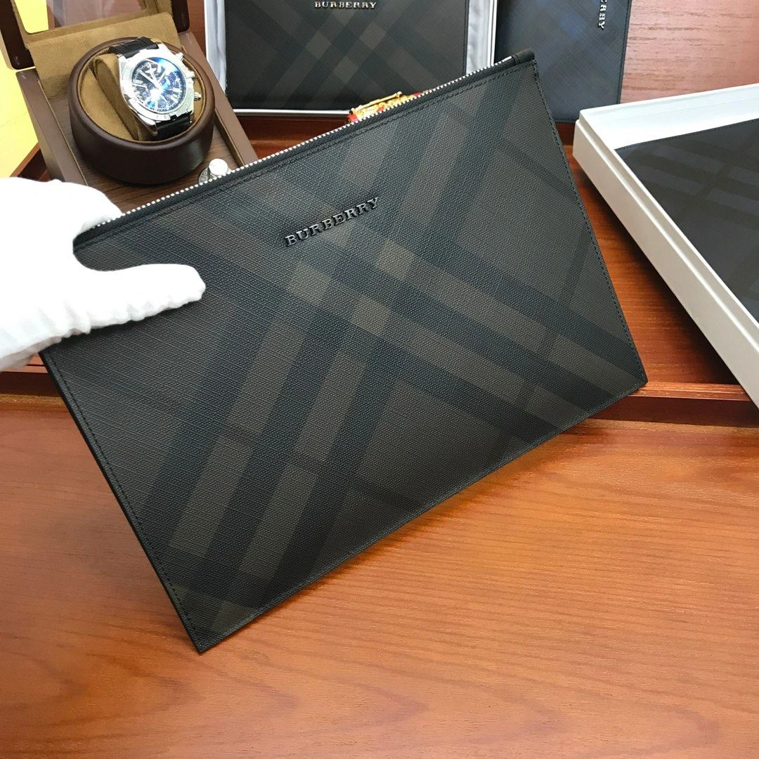 Low-cost Mens Burberry Clutch Bags