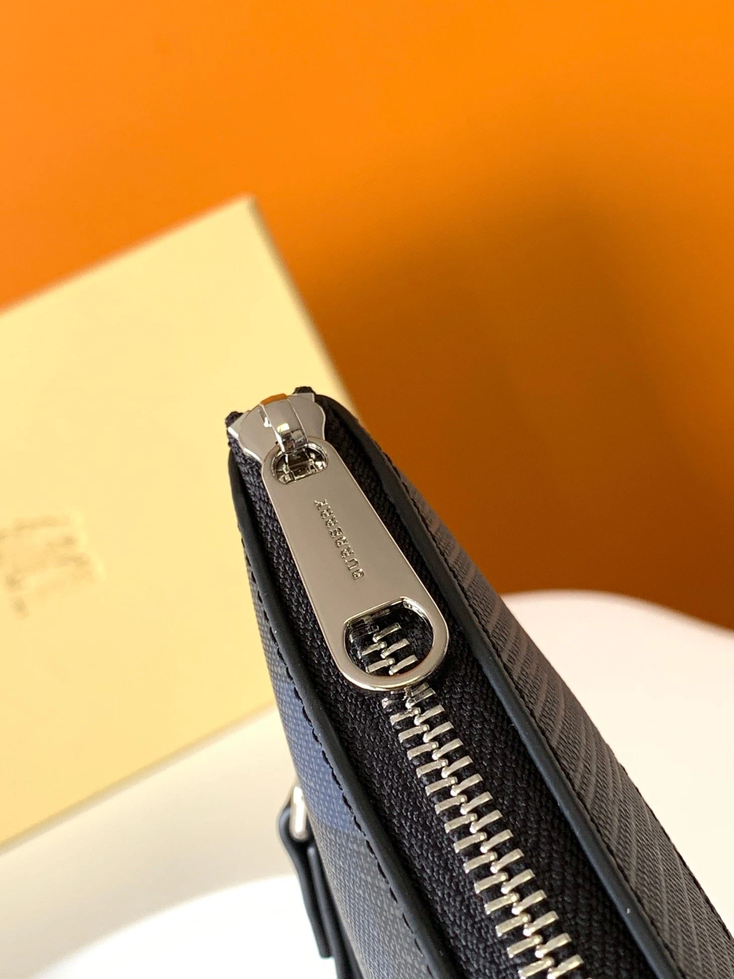 Indistinguishable Mens Burberry Clutch Bags