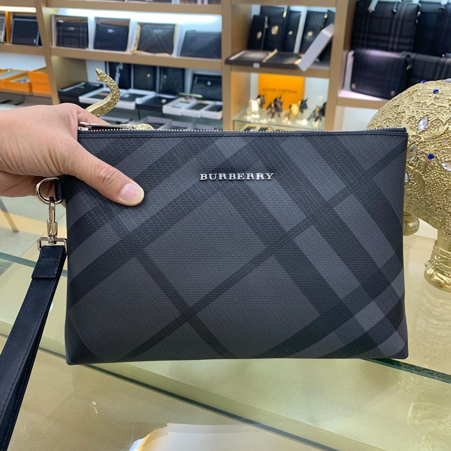 Bargain Mens Burberry Clutch Bags