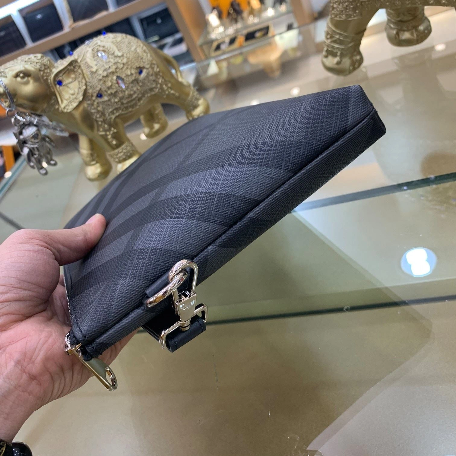 Bargain Mens Burberry Clutch Bags