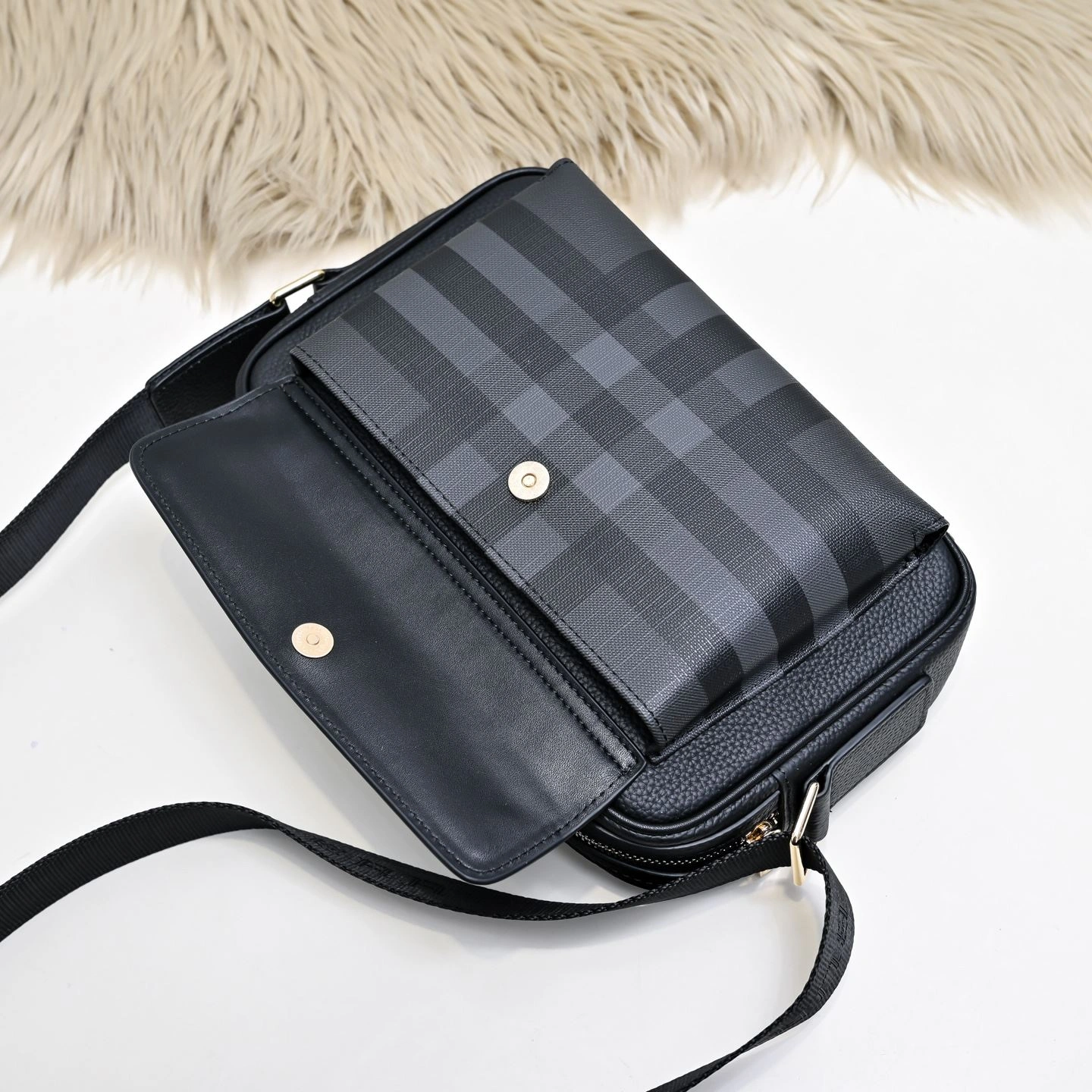 Affordable Mens Burberry Satchel Bags