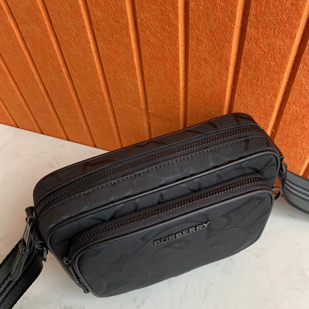 Bargain Mens Burberry Satchel Bags