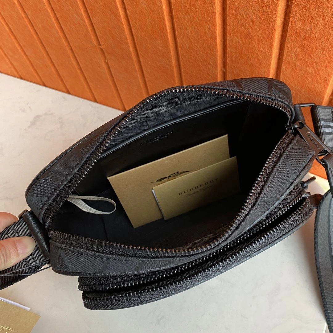 Bargain Mens Burberry Satchel Bags