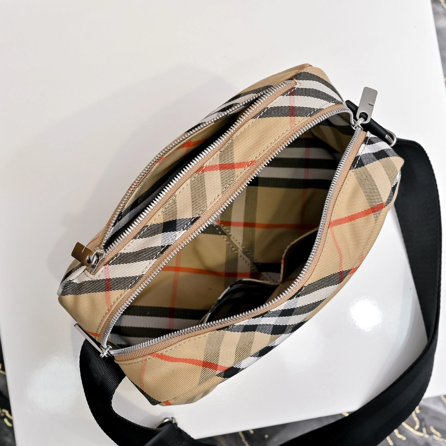 Discounted Mens Burberry Satchel Bags