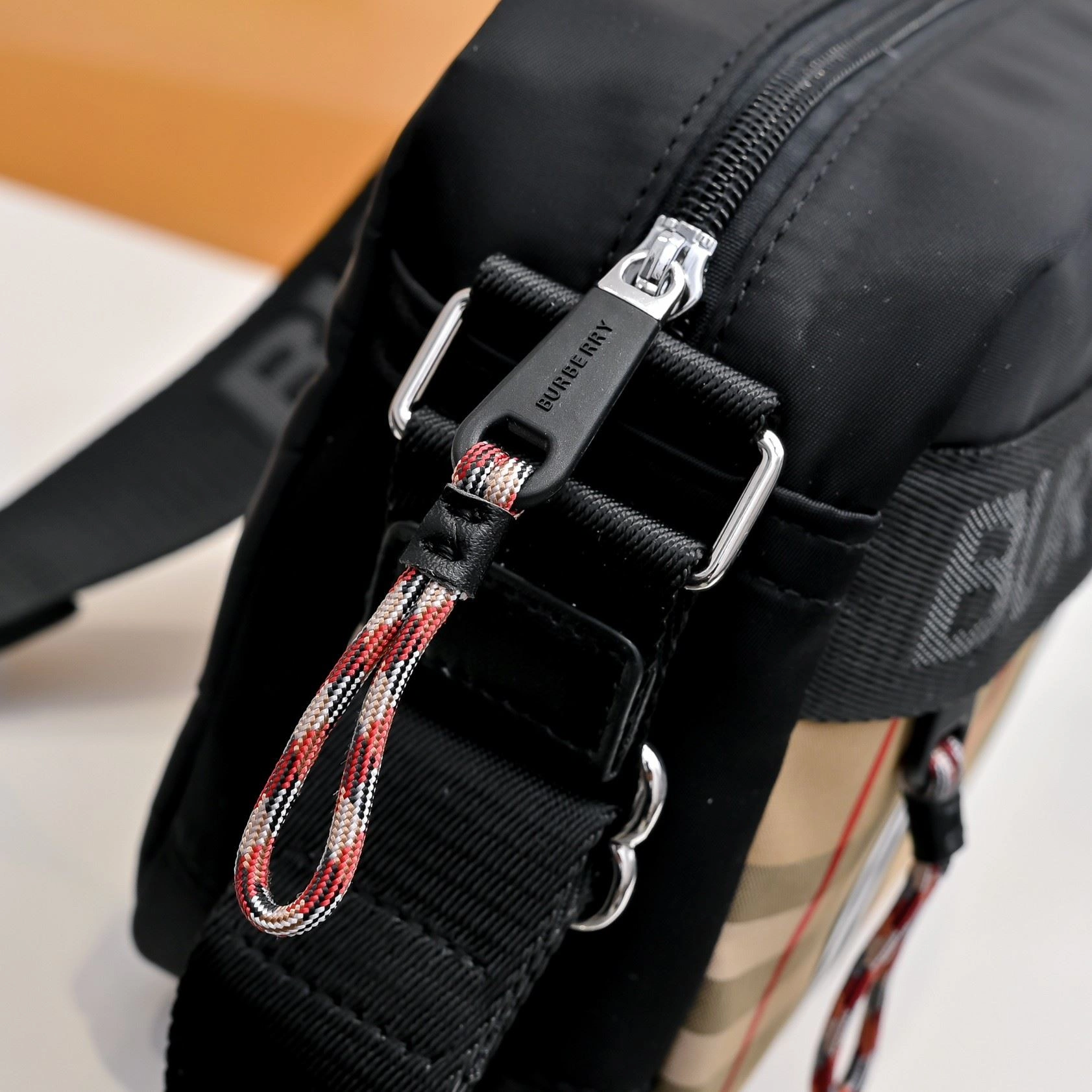 High fidelity Mens Burberry Satchel Bags