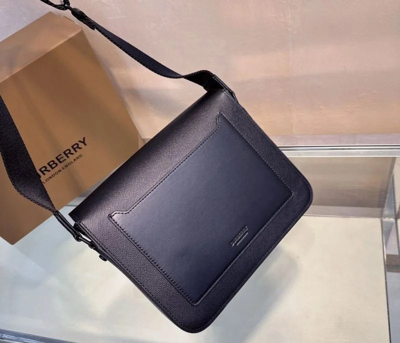 Accurate model Mens Burberry Satchel Bags