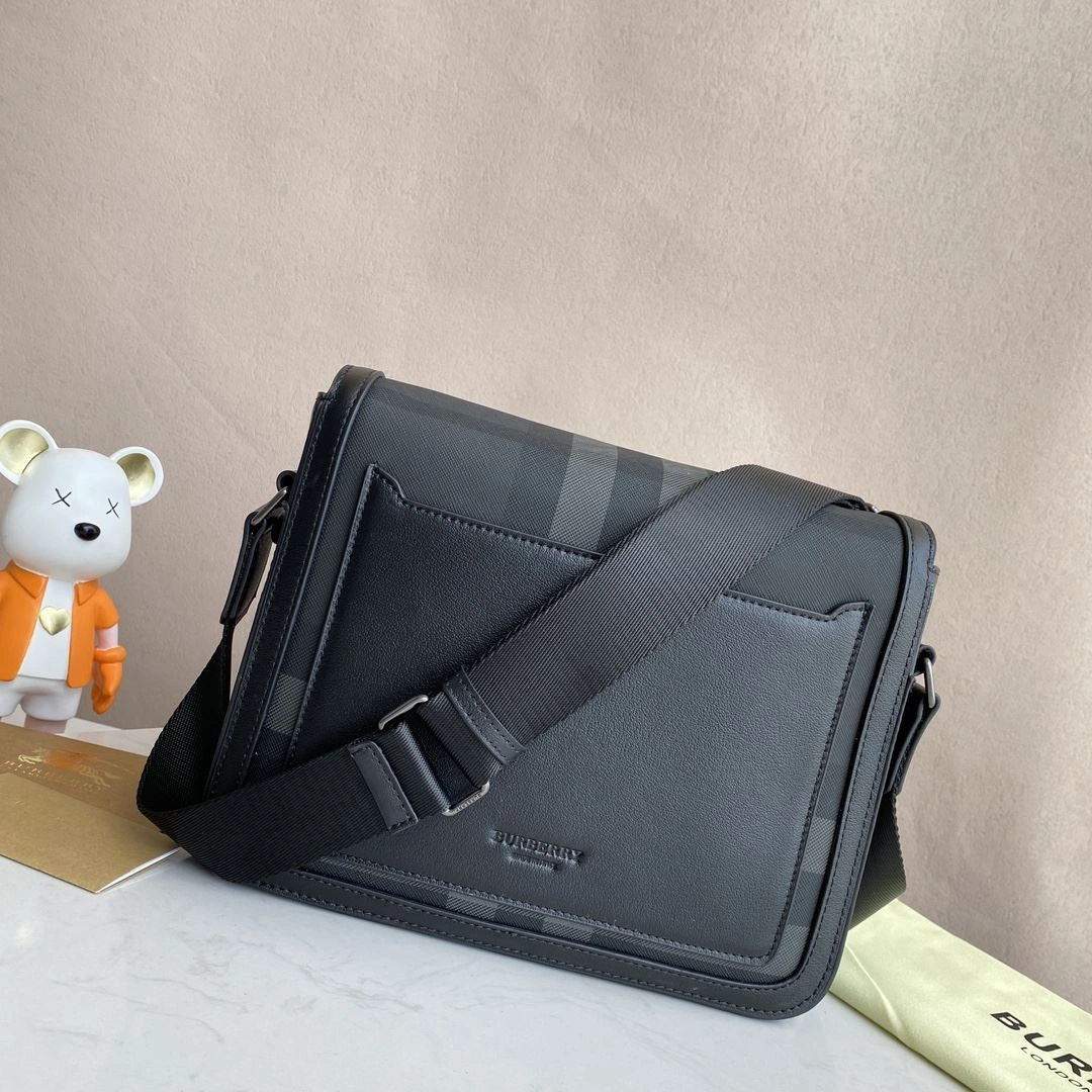 Accurate model Mens Burberry Satchel Bags