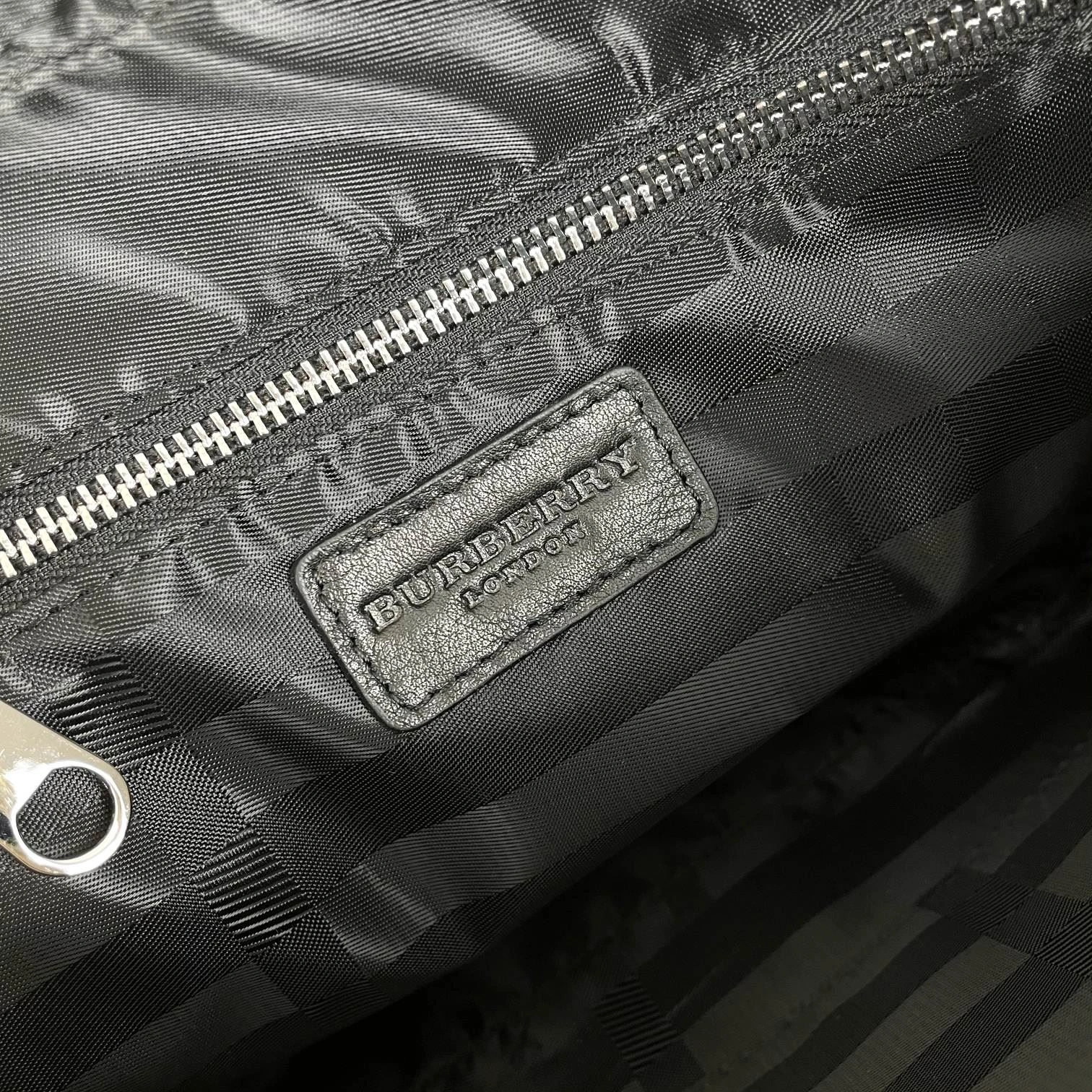 Bargain Mens Burberry Satchel Bags