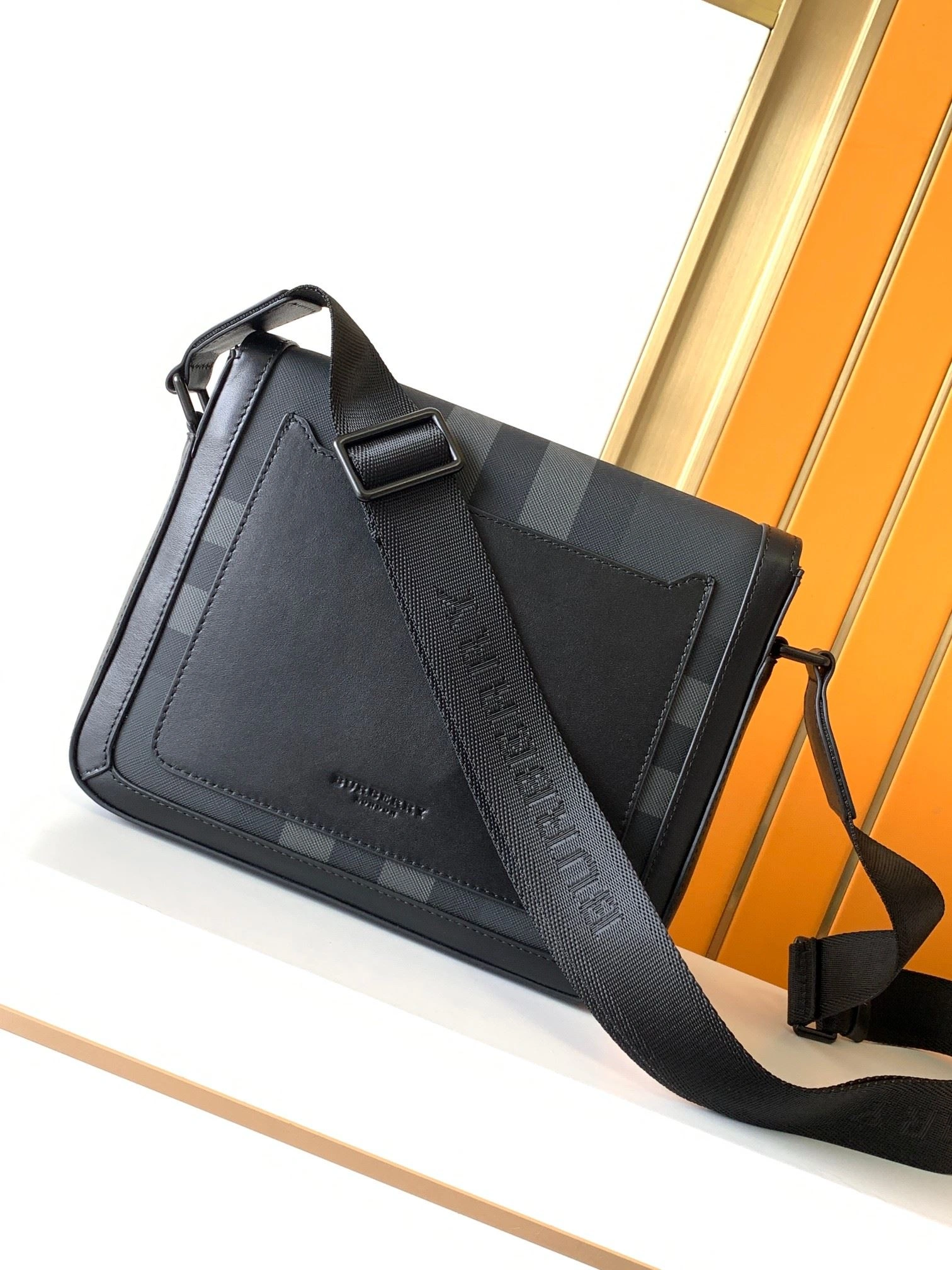 Legit Mens Burberry Satchel Bags