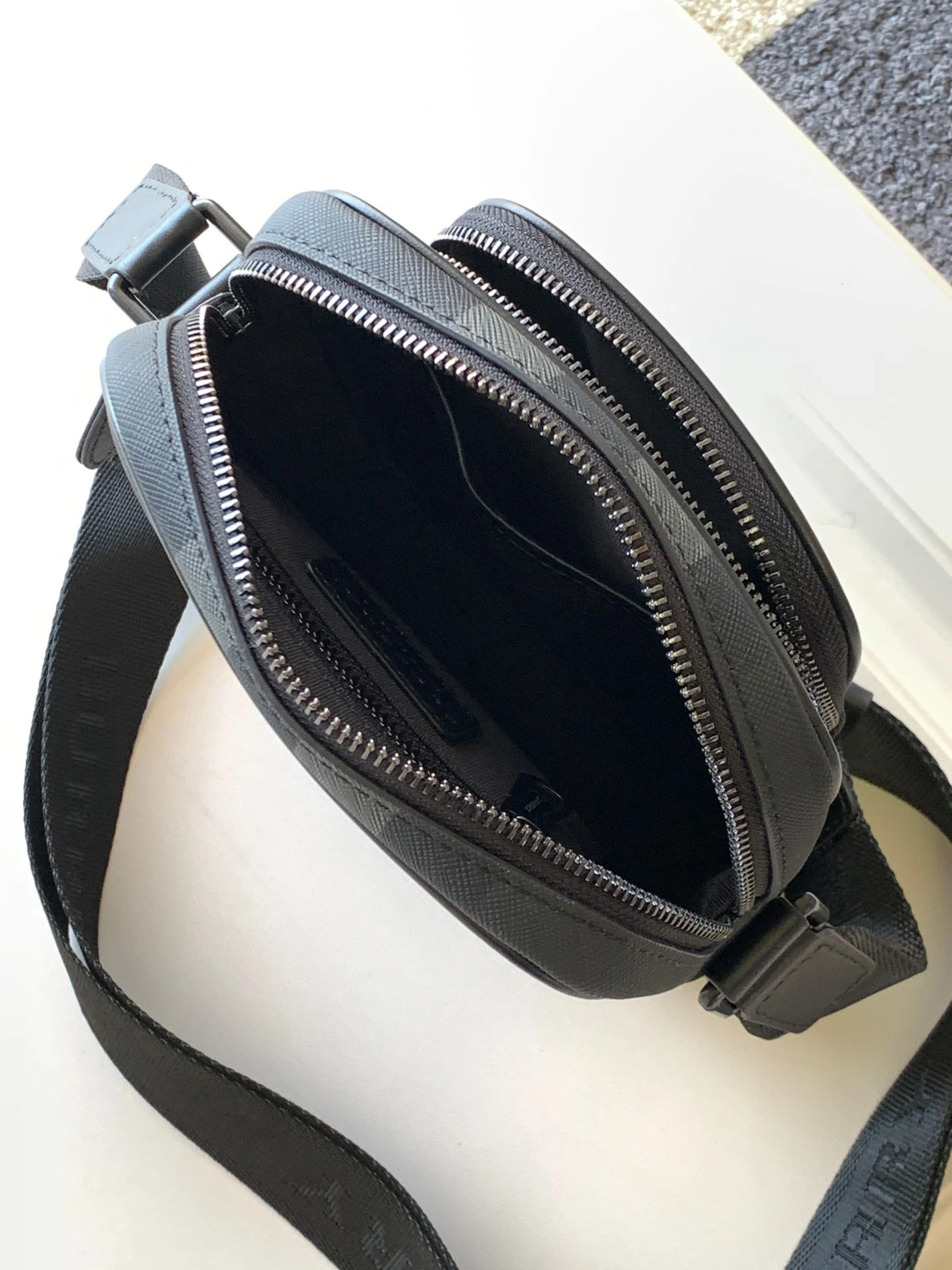 Genuine Mens Burberry Satchel Bags