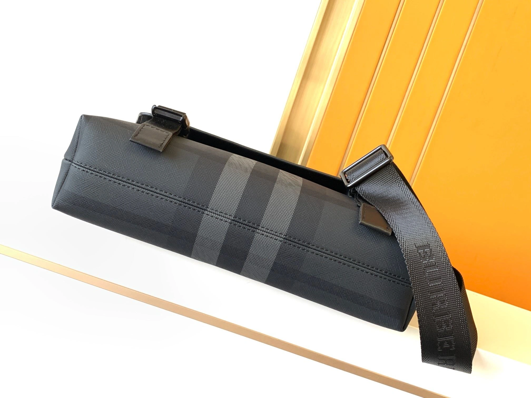 Cut-rate Mens Burberry Satchel Bags