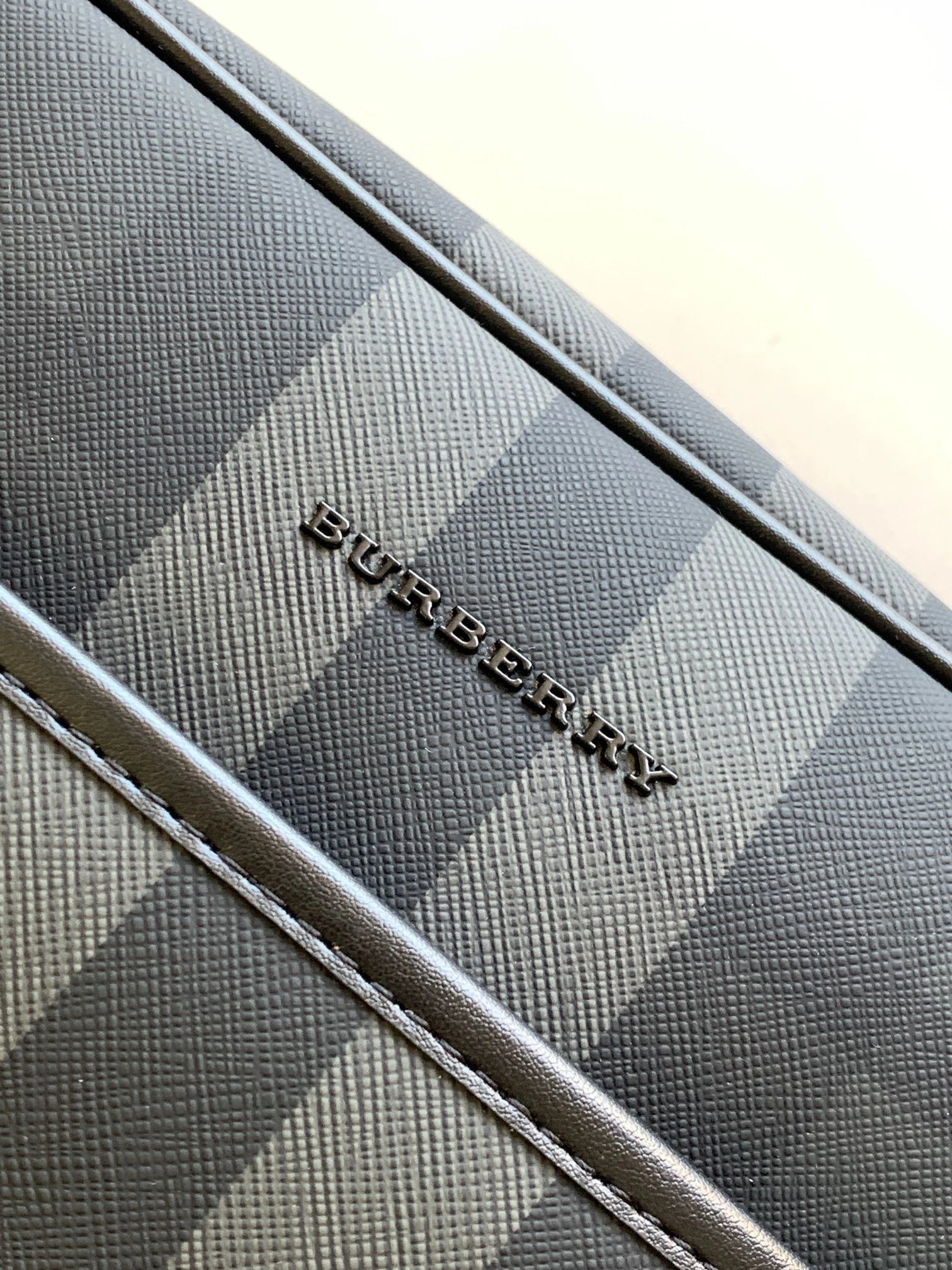Discounted Mens Burberry Satchel Bags