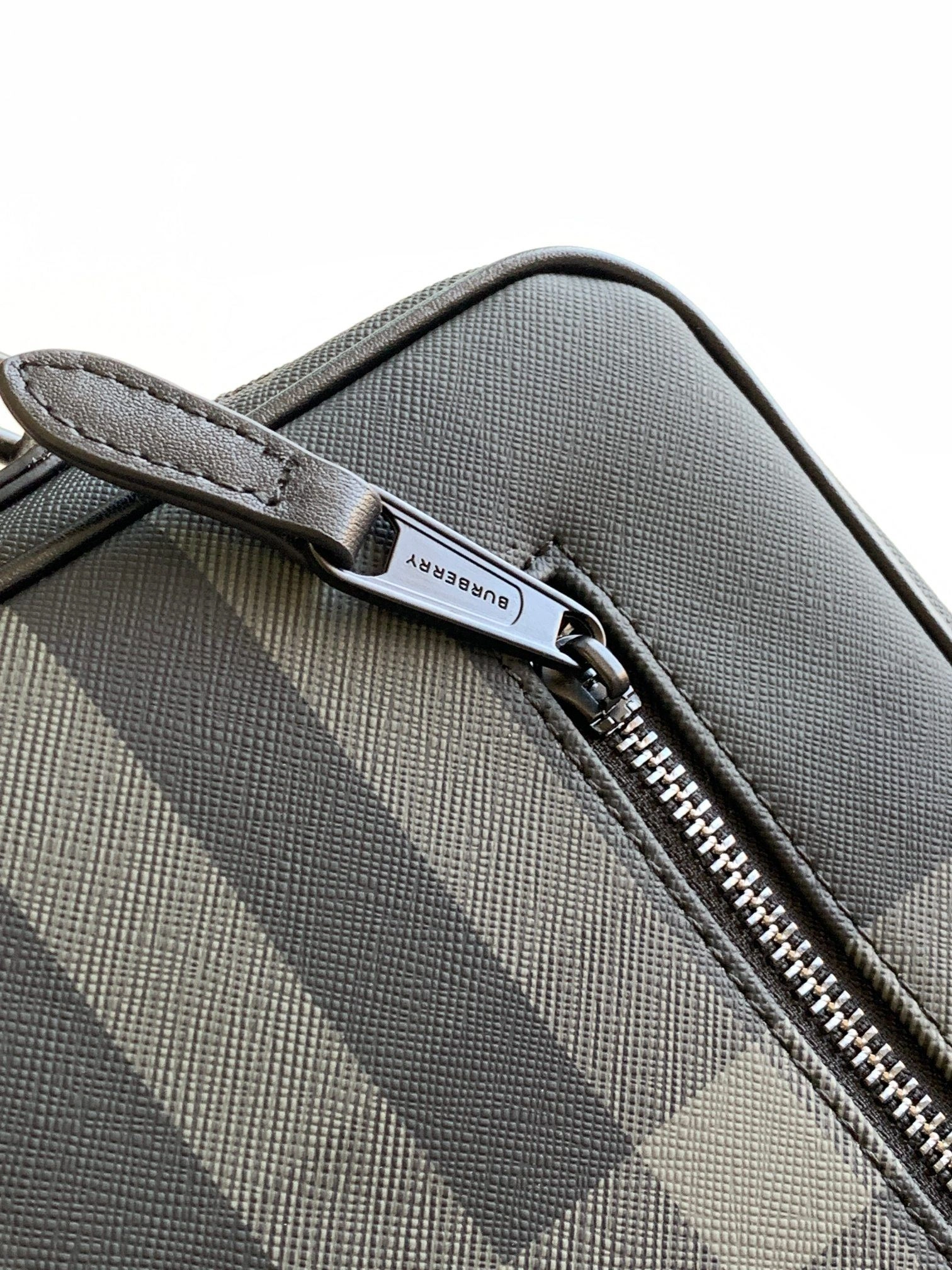 Affordable Mens Burberry Satchel Bags