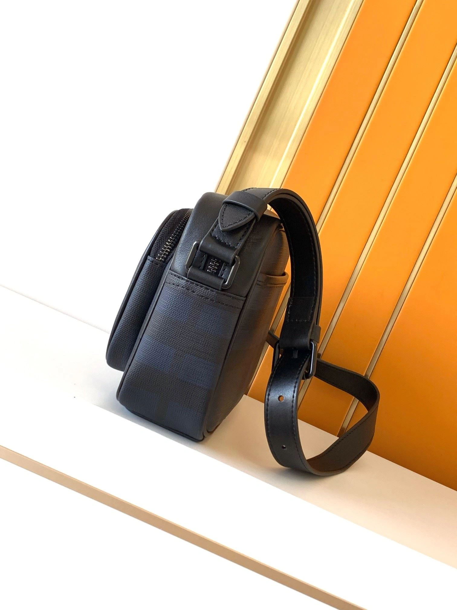 High fidelity Mens Burberry Satchel Bags