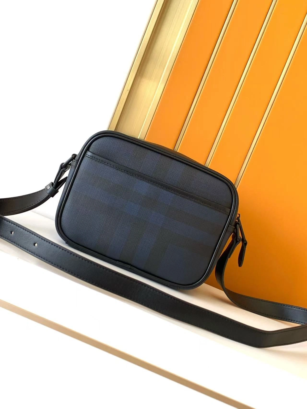 High fidelity Mens Burberry Satchel Bags