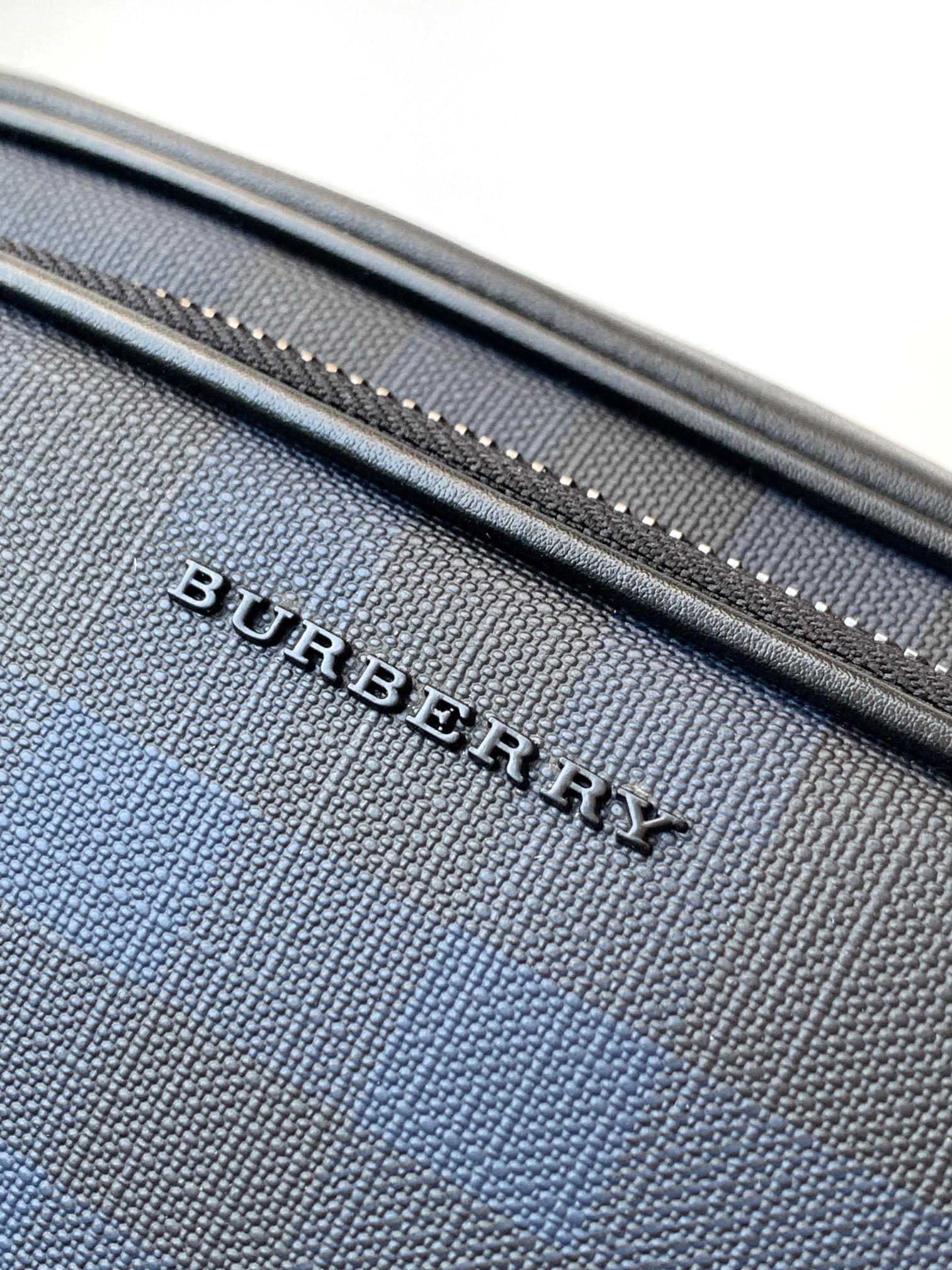 High fidelity Mens Burberry Satchel Bags
