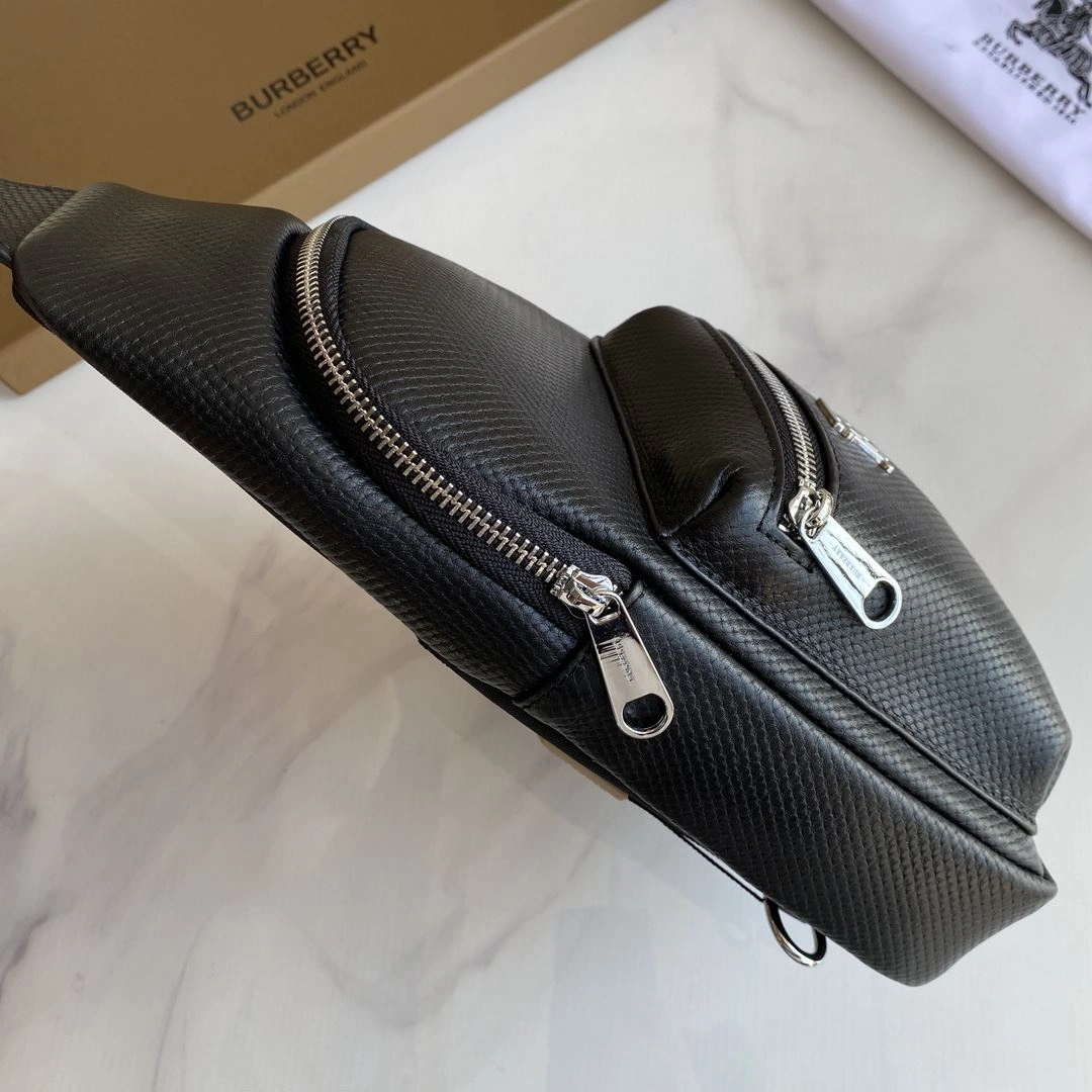 Accurate model Mens Burberry Waist Chest Packs