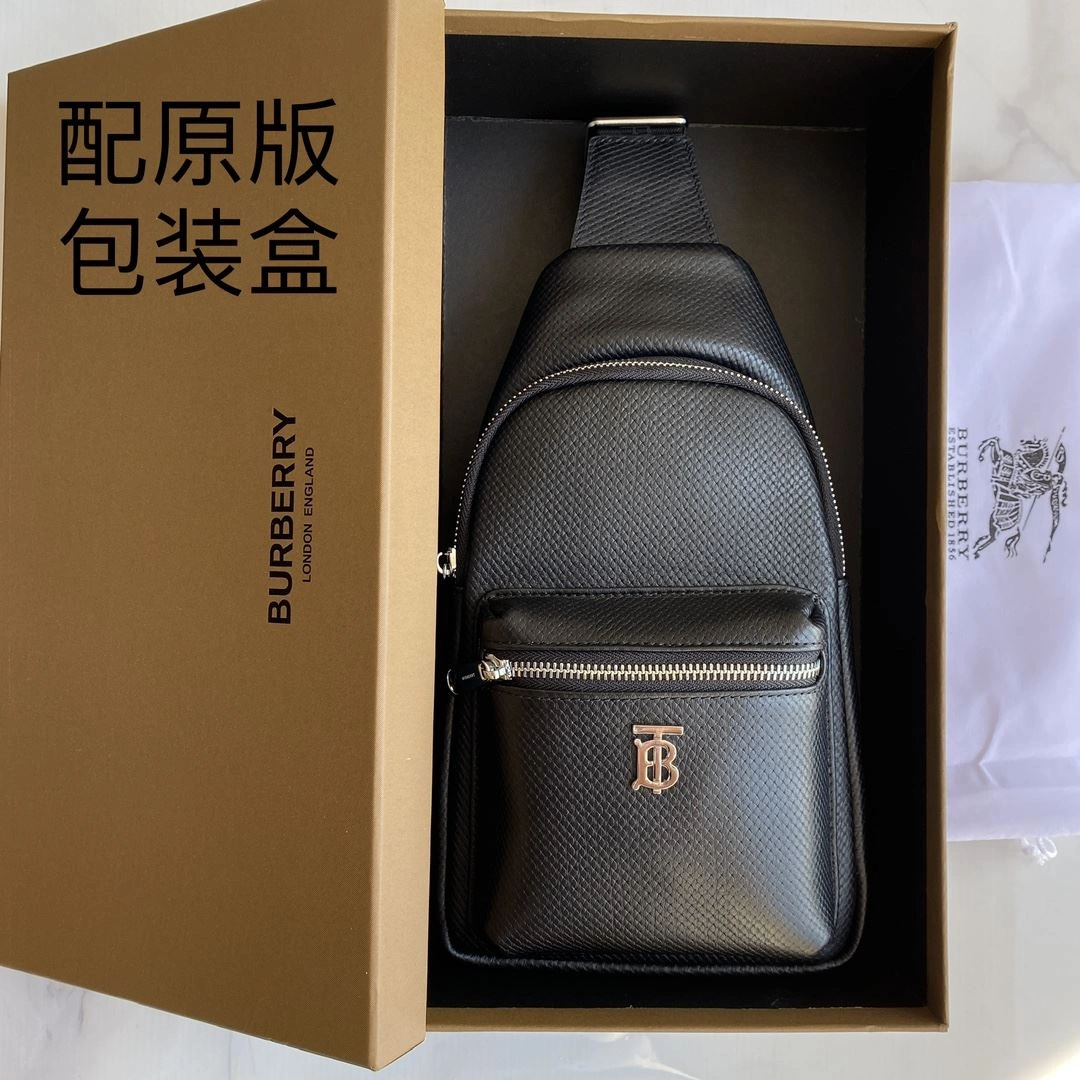 Accurate model Mens Burberry Waist Chest Packs