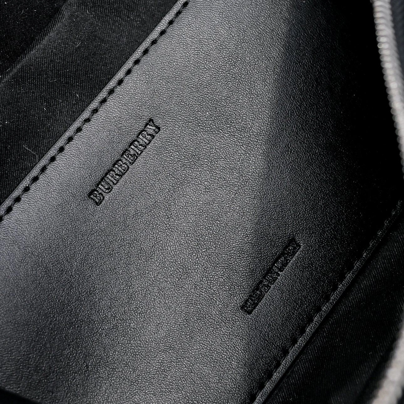 Top mirror Mens Burberry Waist Chest Packs