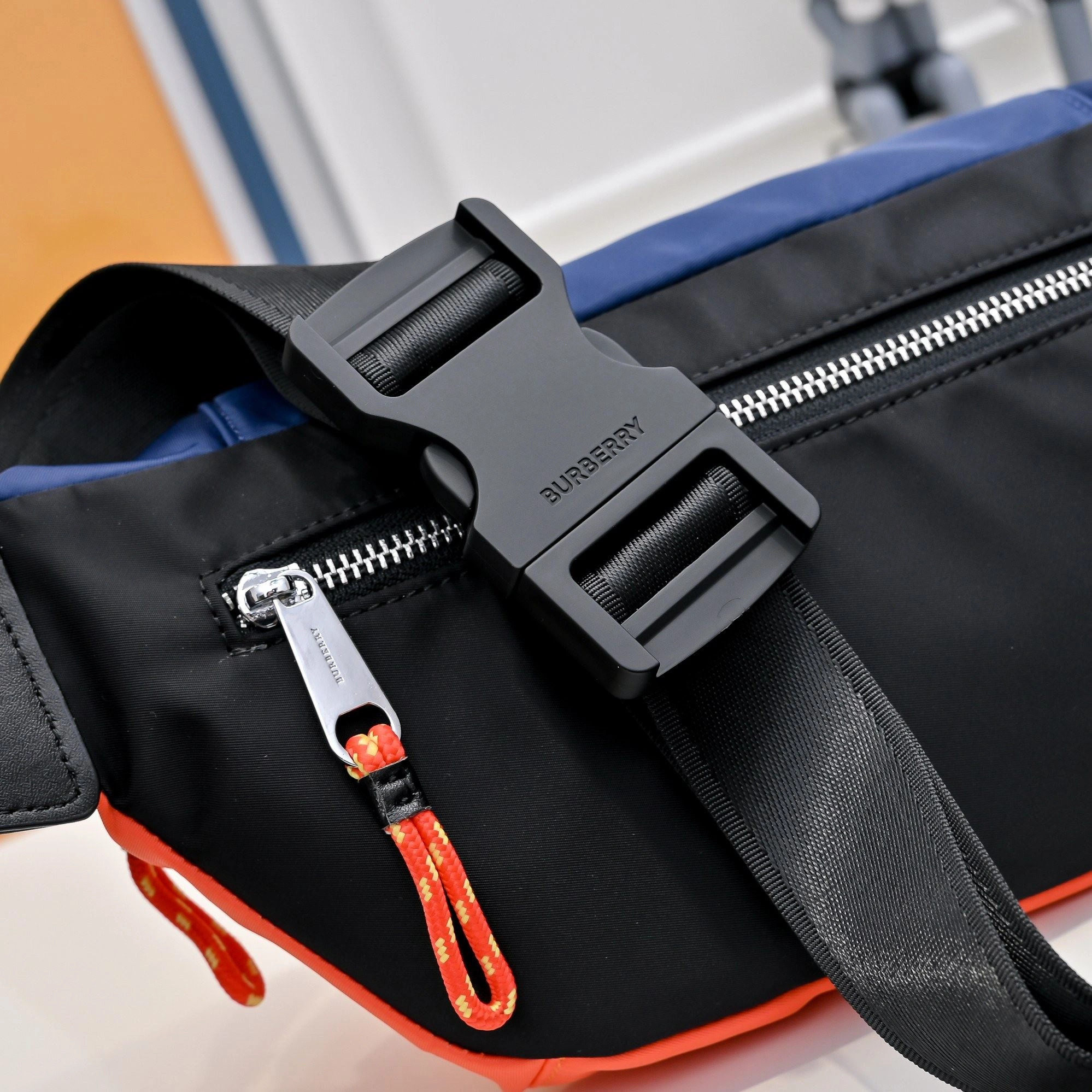 Accurate model Mens Burberry Waist Chest Packs