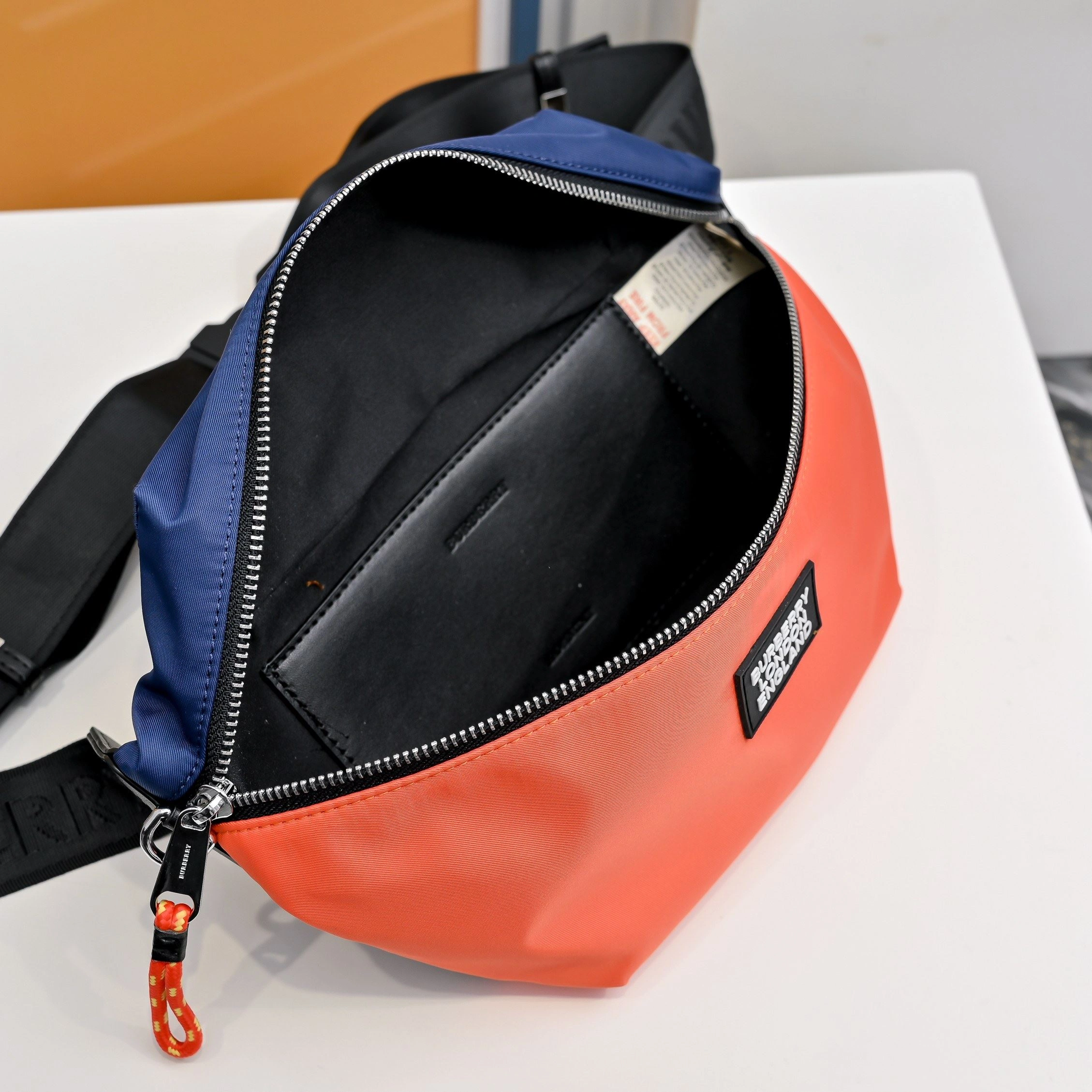 Accurate model Mens Burberry Waist Chest Packs