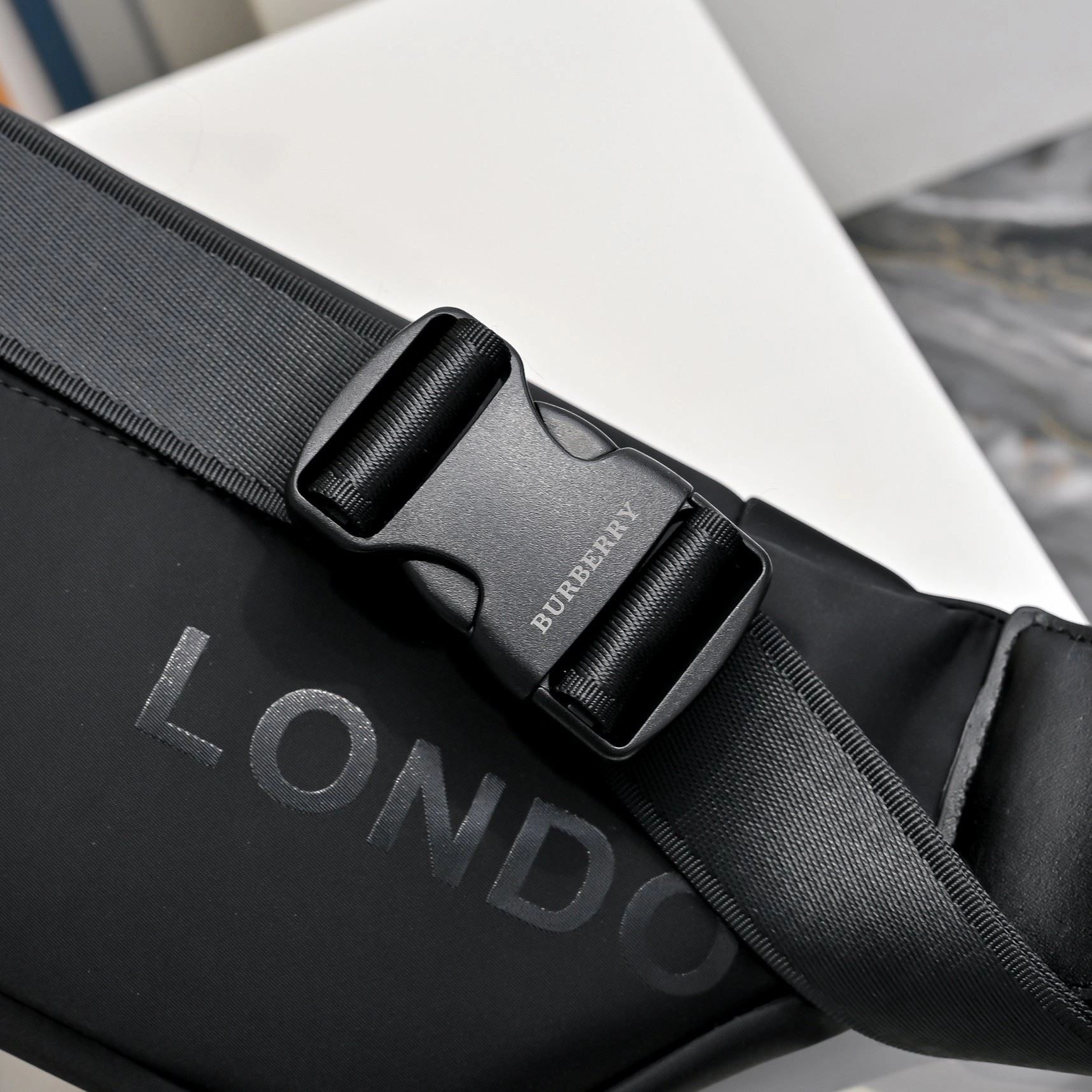 Factory-made Mens Burberry Waist Chest Packs
