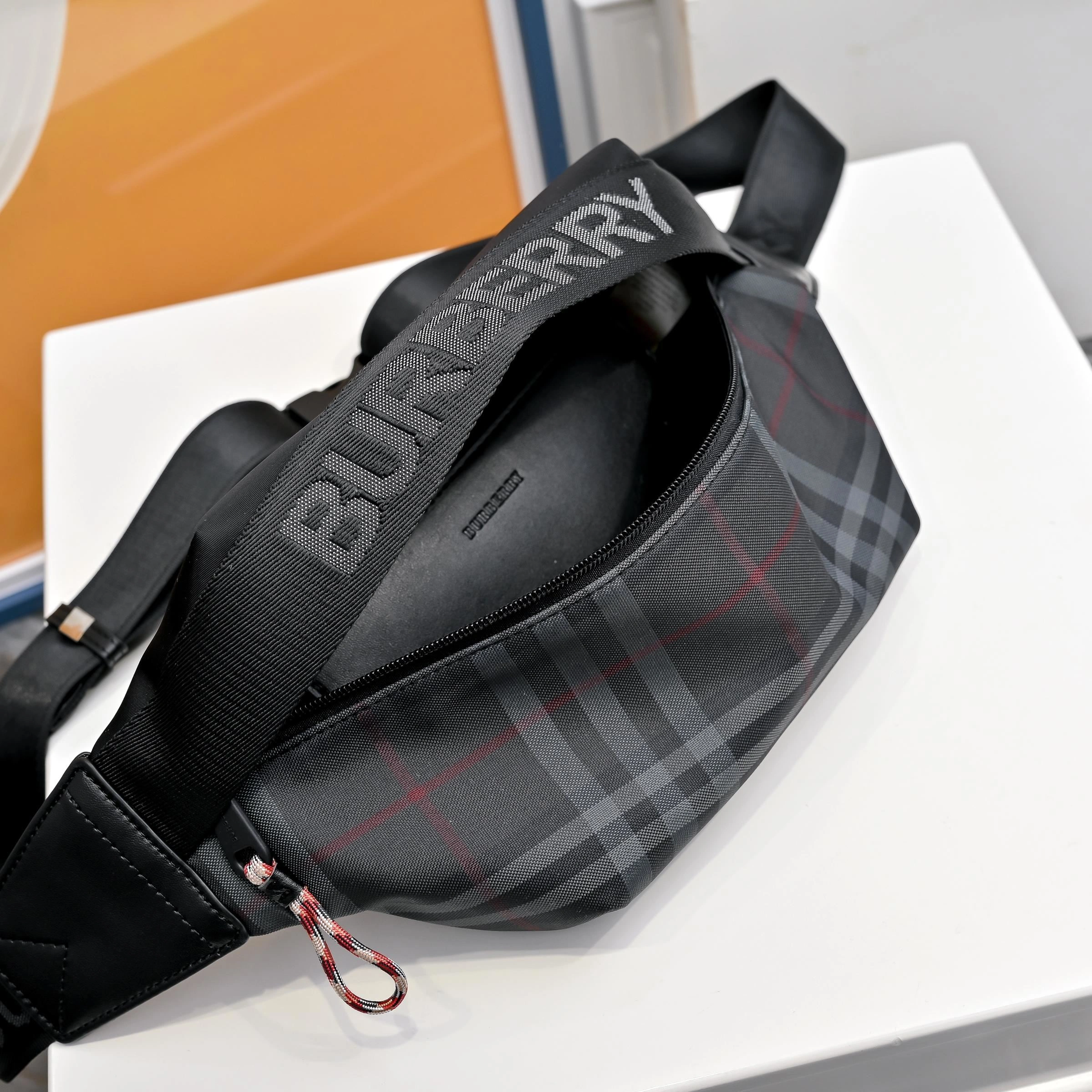 Mirror quality Mens Burberry Waist Chest Packs