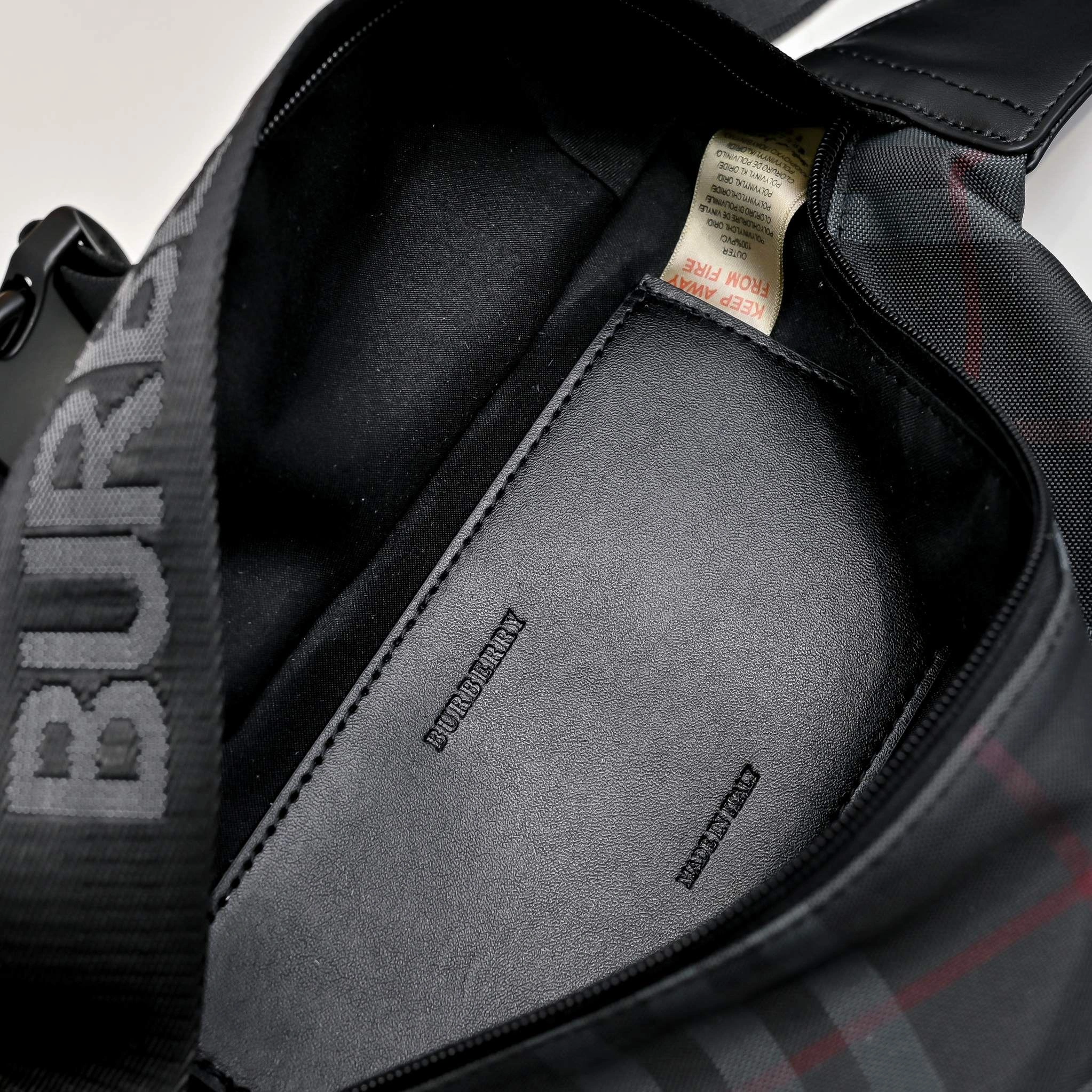 Mirror quality Mens Burberry Waist Chest Packs