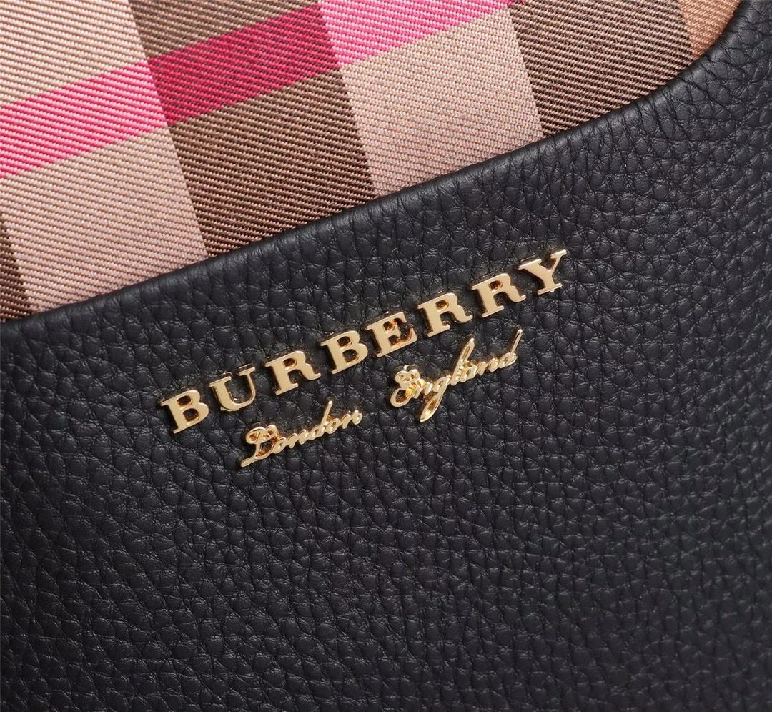 OEM Mens Burberry Waist Chest Packs