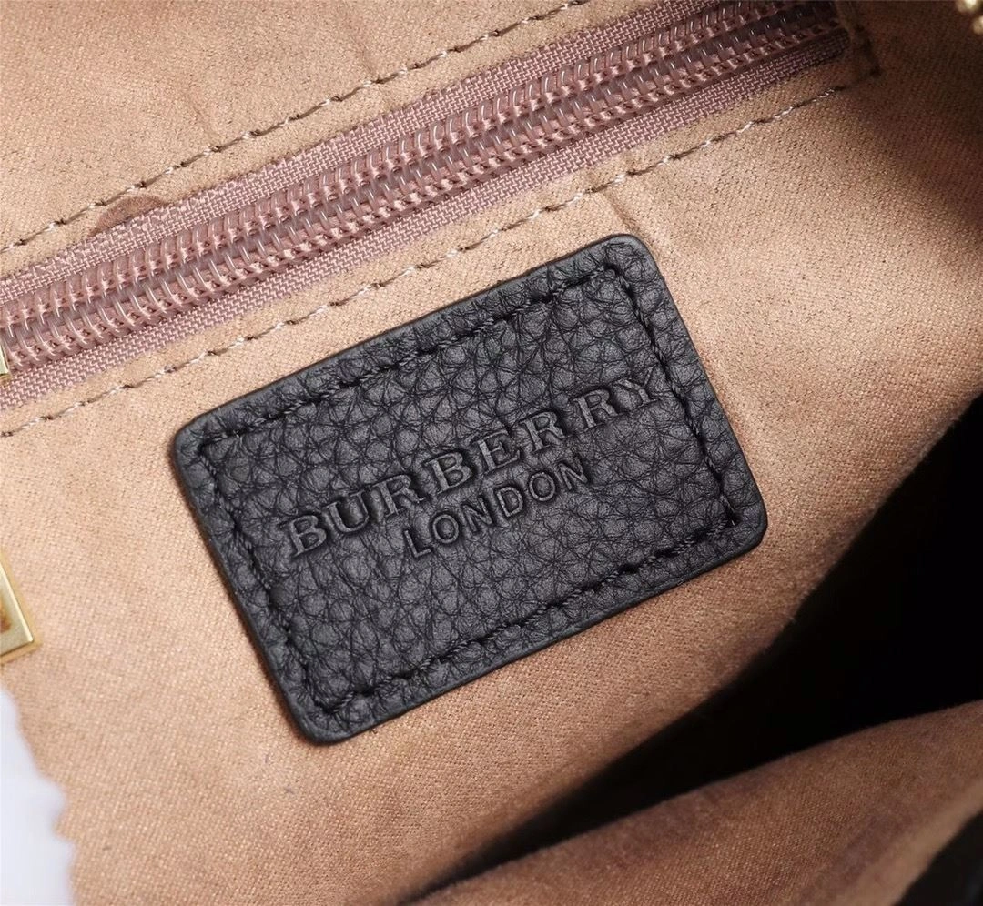 OEM Mens Burberry Waist Chest Packs