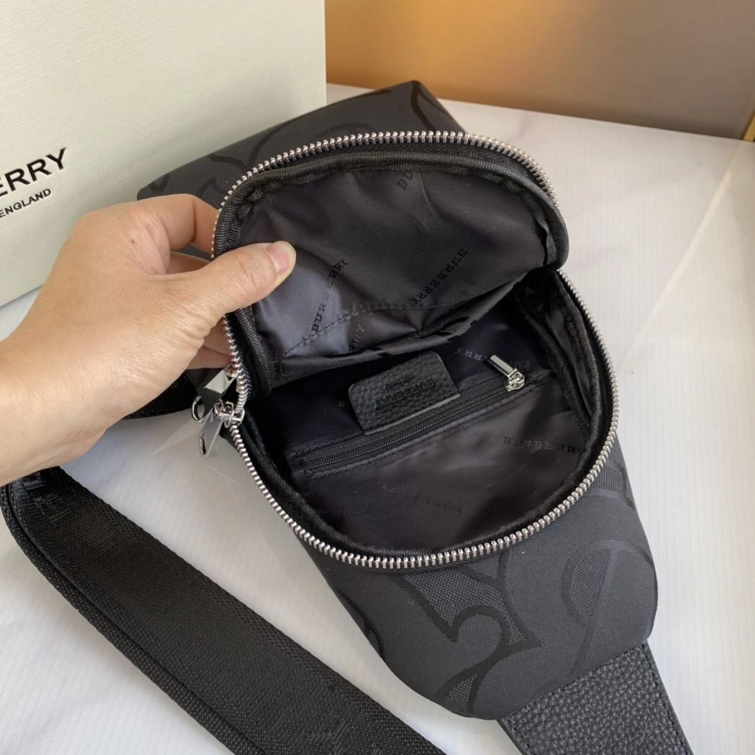 Value-priced Mens Burberry Waist Chest Packs