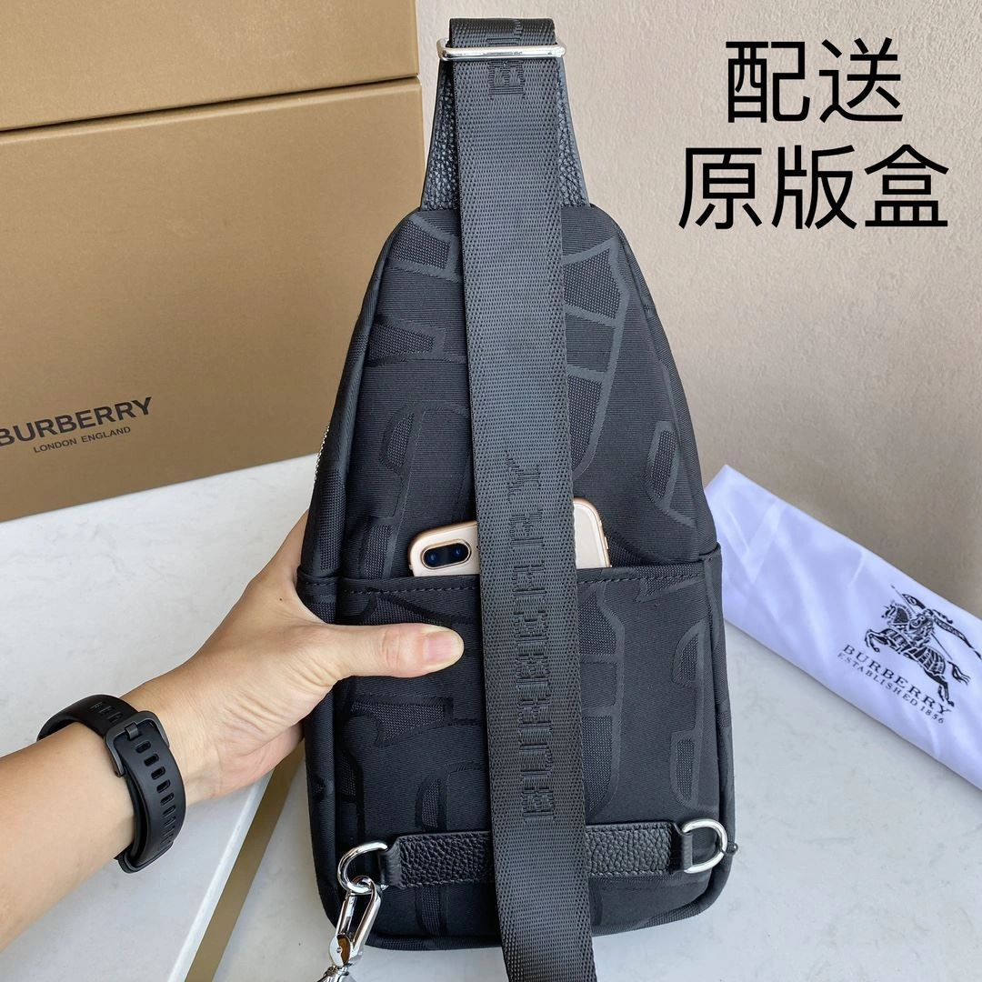 Accurate model Mens Burberry Waist Chest Packs