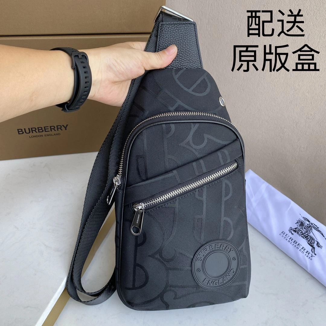 Accurate model Mens Burberry Waist Chest Packs